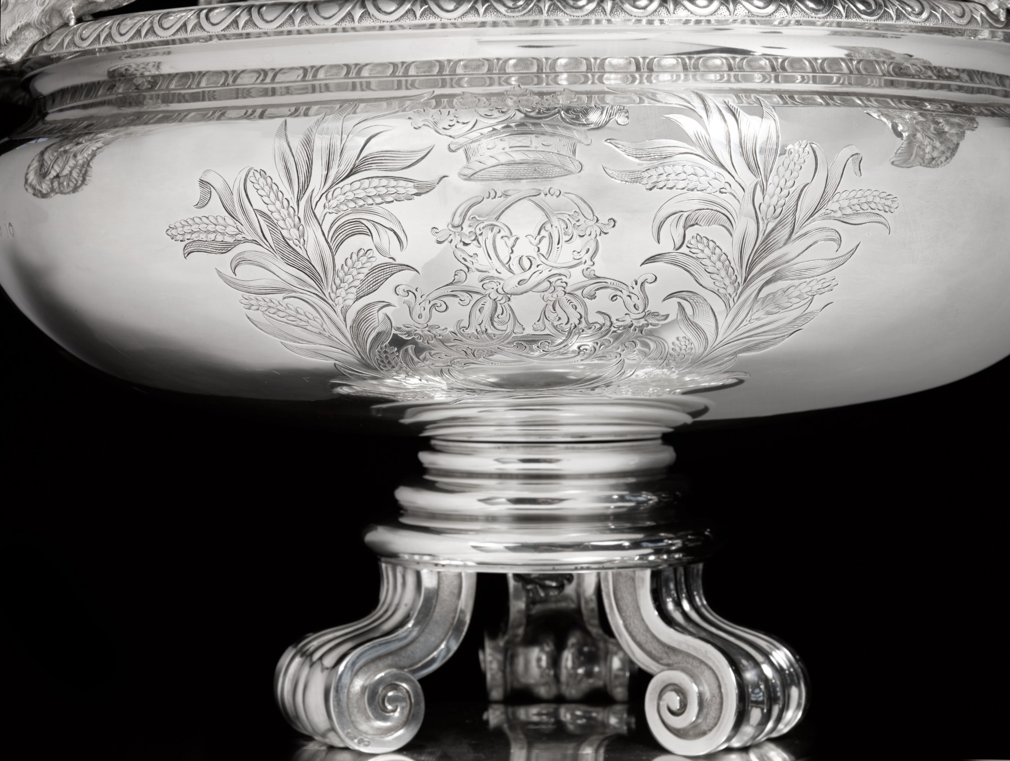 An impressive pair of Victorian 'Doves of Pliny' Silver Centerpieces ...