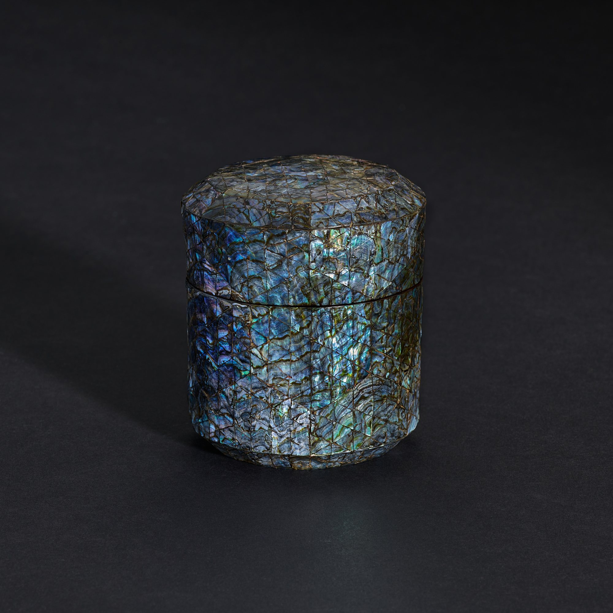 Kuroda Tatsuaki (1904-1982), A black lacquered mother-of-pearl ‘fubuki ...