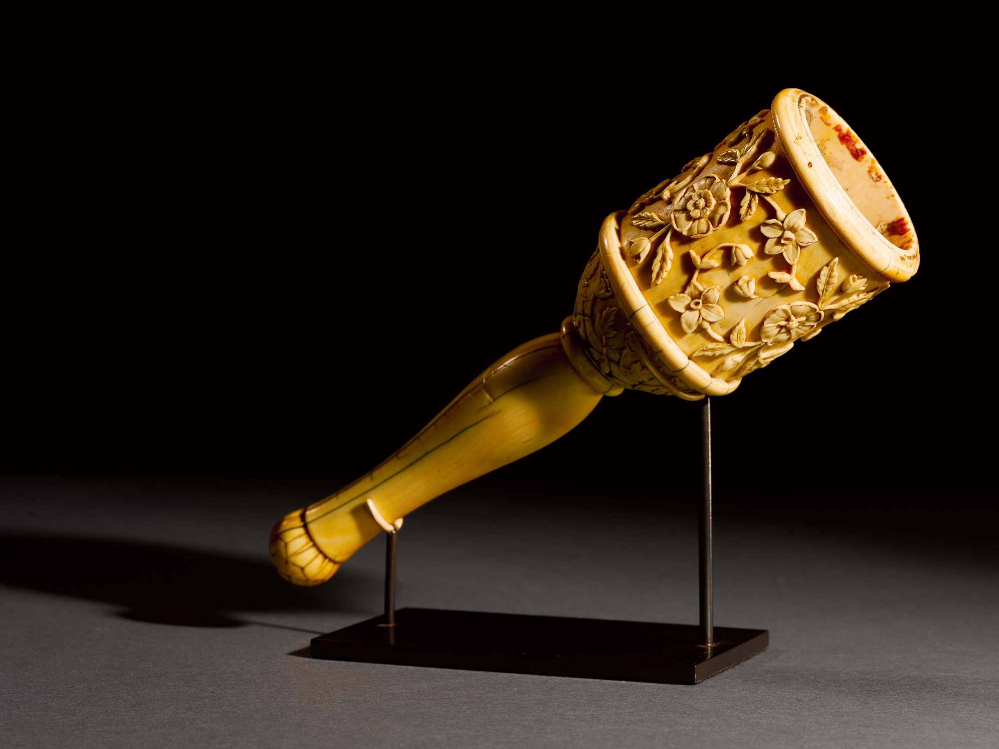 A magnificent Mughal carved ivory flywhisk, India, circa 1650 | Arts of ...