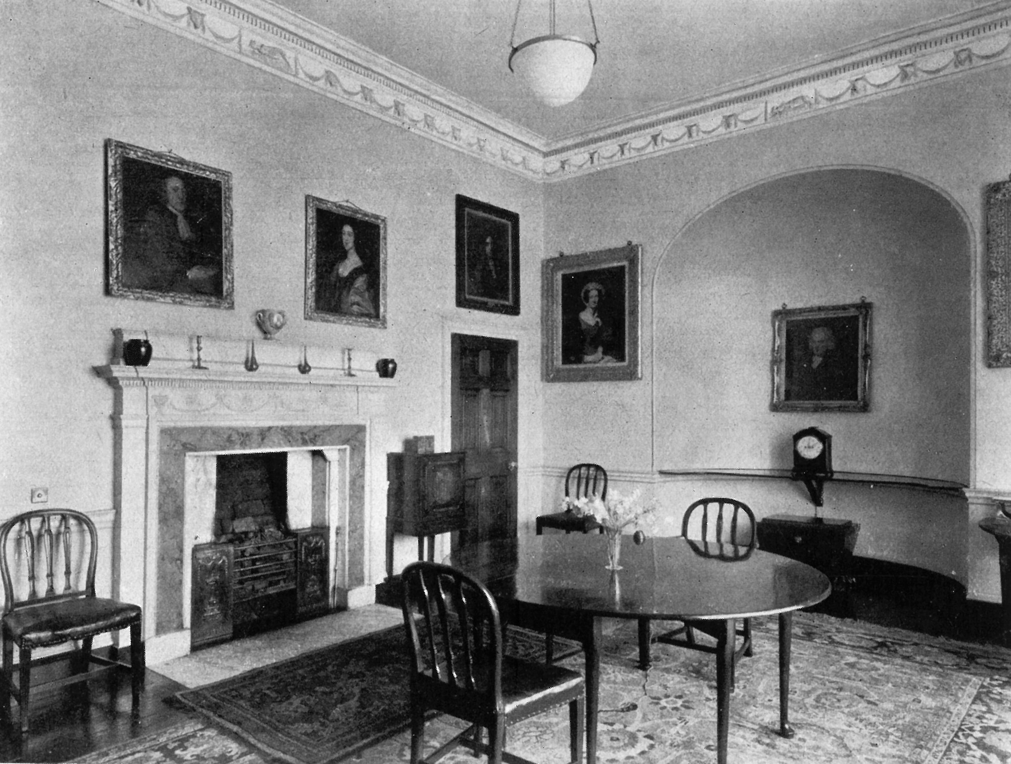 A George II oval mahogany twin-gateleg table, mid-18th century | Royal ...