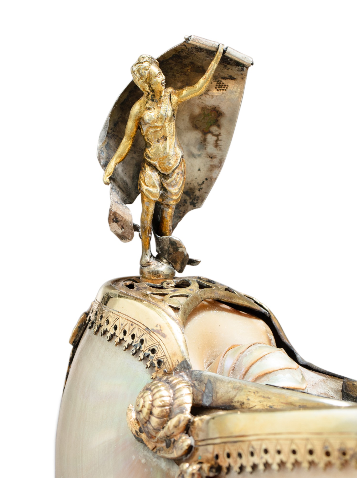 A German nautilus shell cup with silver-gilt mounts, Heinrich Beust ...