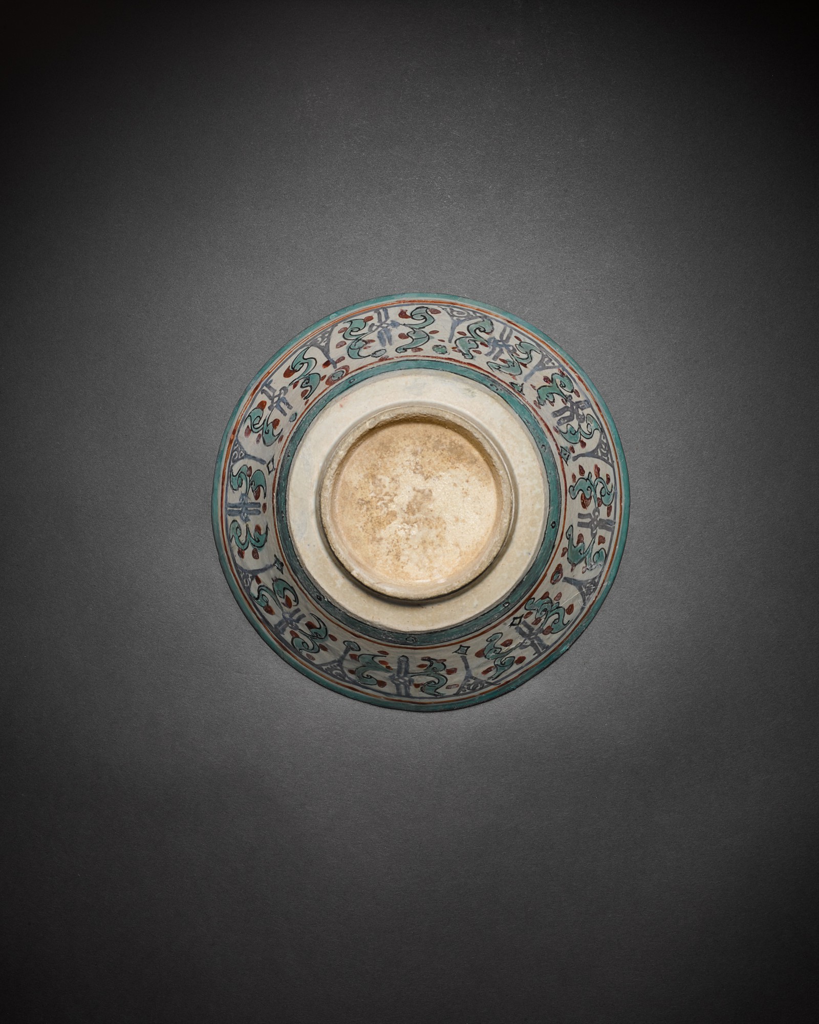 A fine minai pottery bowl depicting a horseman, Persia, late 12th-early ...