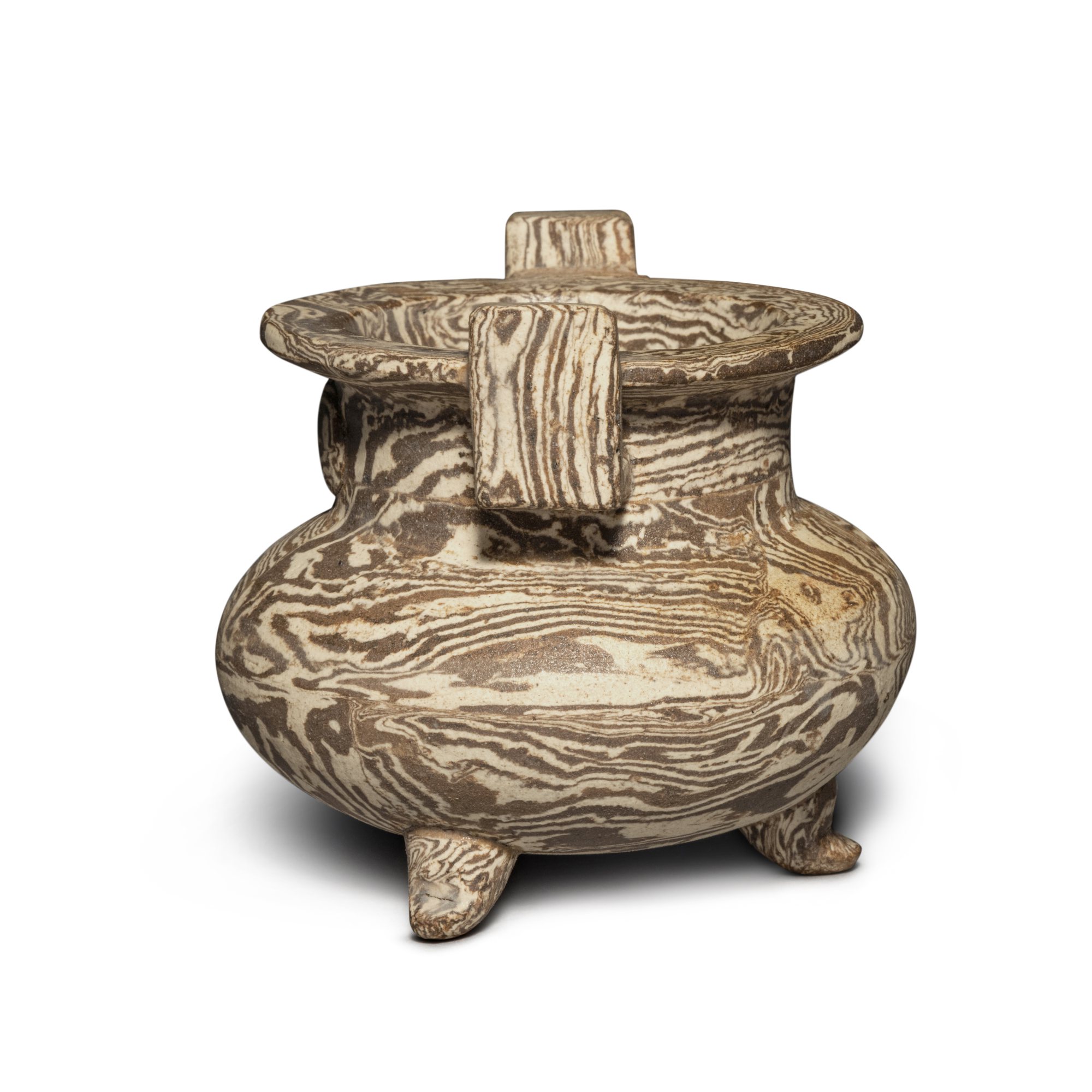 A marbled pottery tripod censer, Song / Yuan dynasty | 宋 / 元 絞胎三足爐 ...