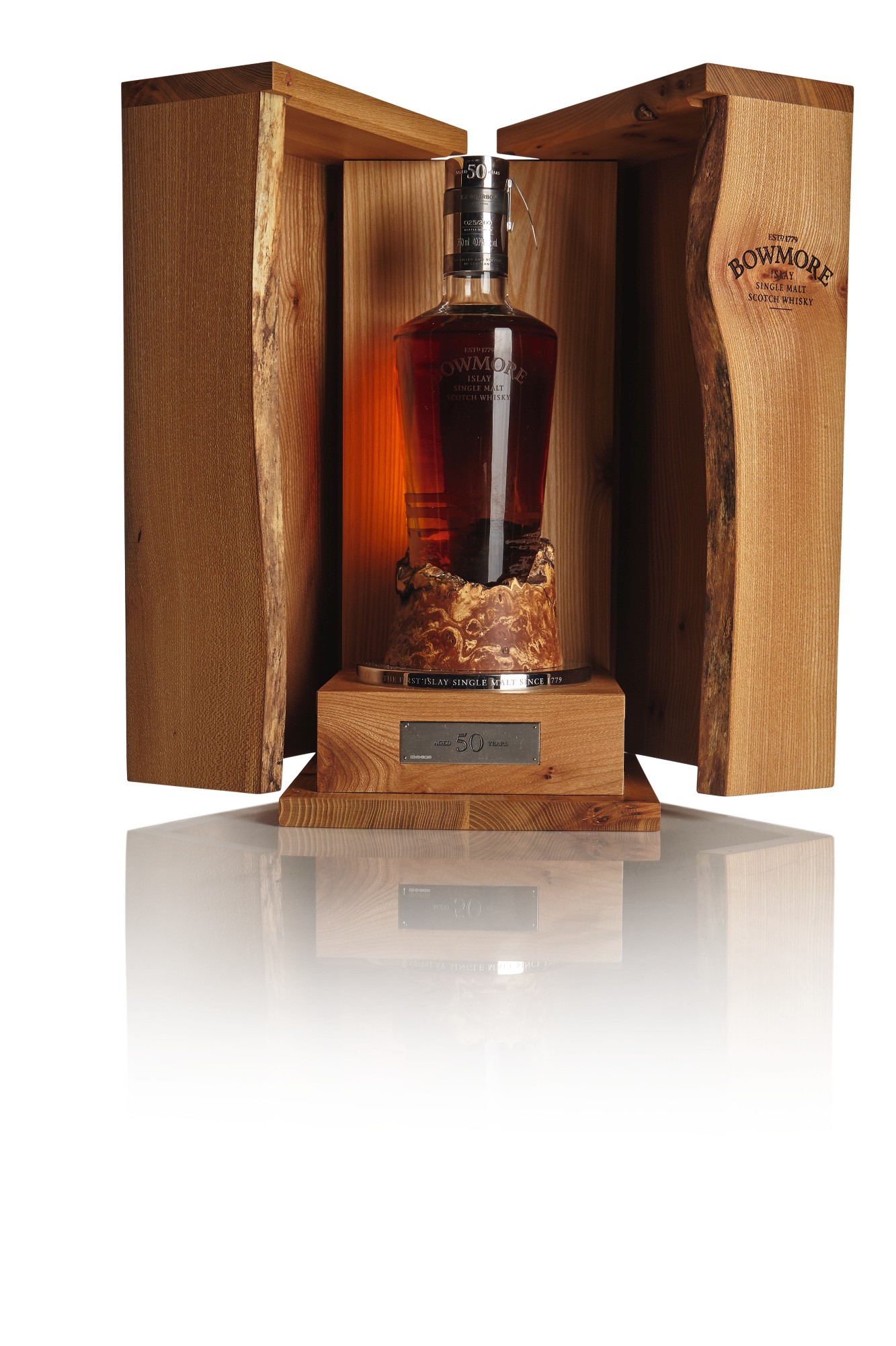 BOWMORE 50 YEAR OLD 40.7 ABV 1961 | The Ultimate Whisky Collection ...
