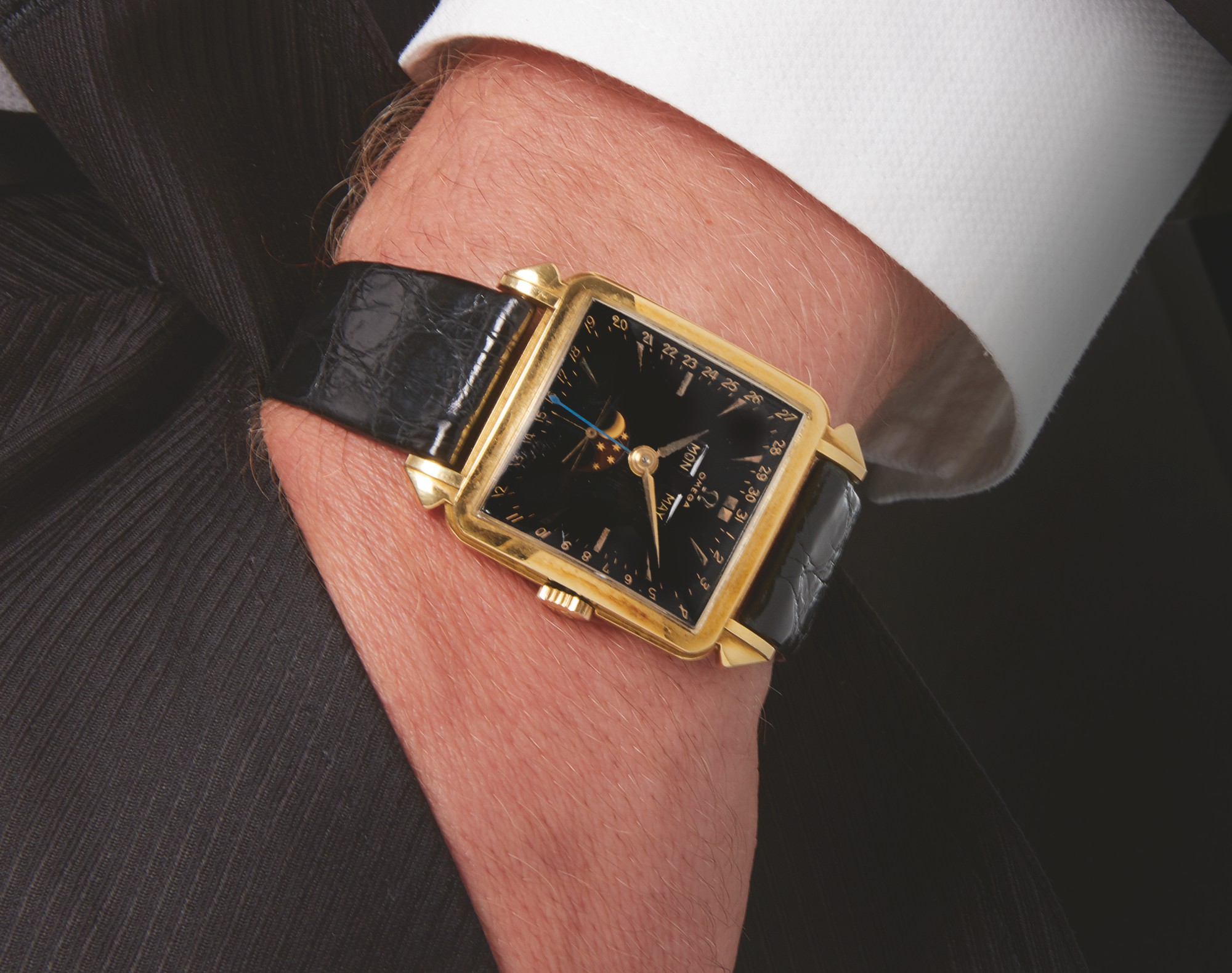 OMEGA | REF OT 3944 COSMIC, A YELLOW GOLD SQUARE TRIPLE CALENDAR ...