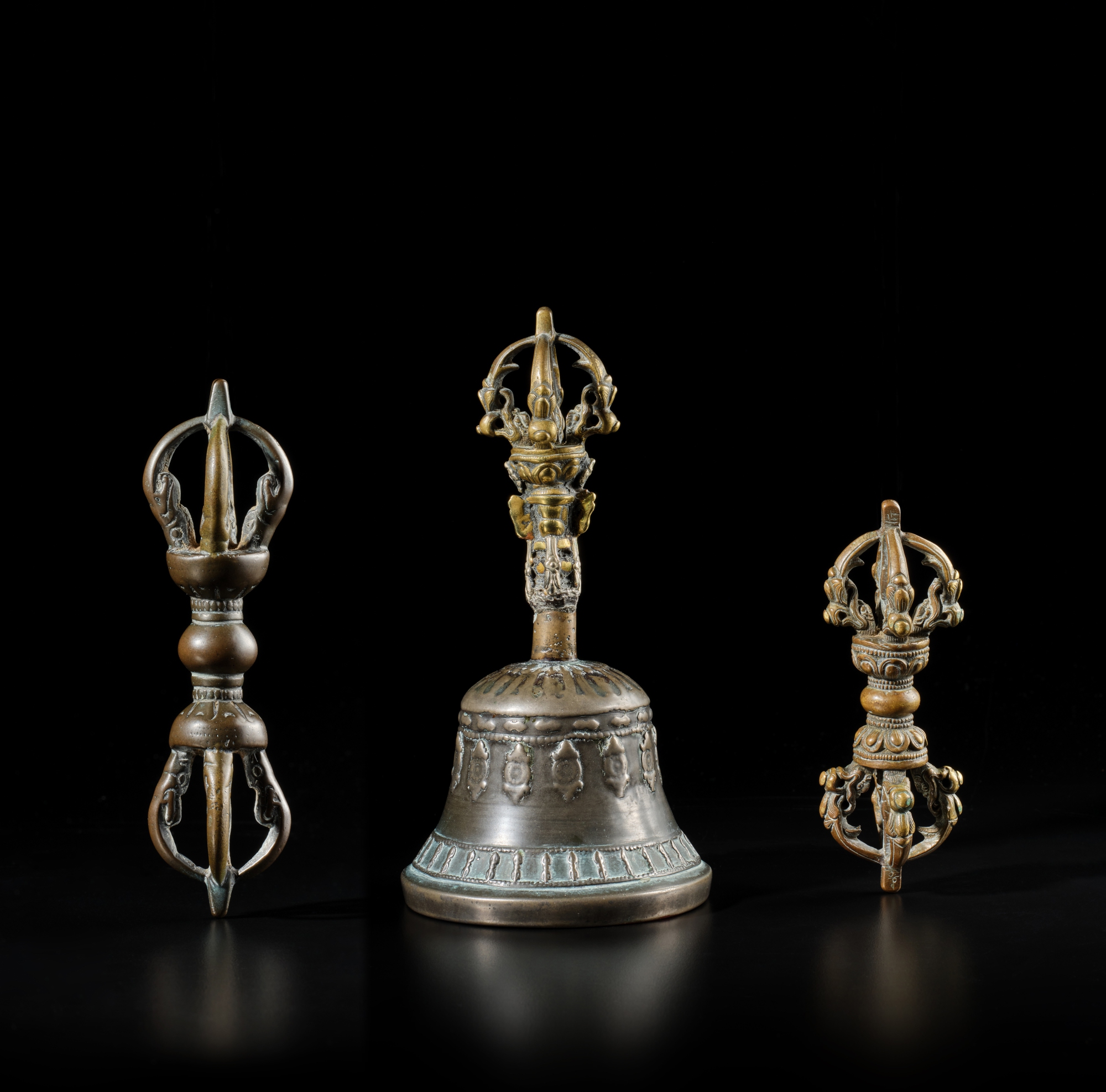 A copper alloy bell and two vajras, Tibet, 17th century | Indian and ...