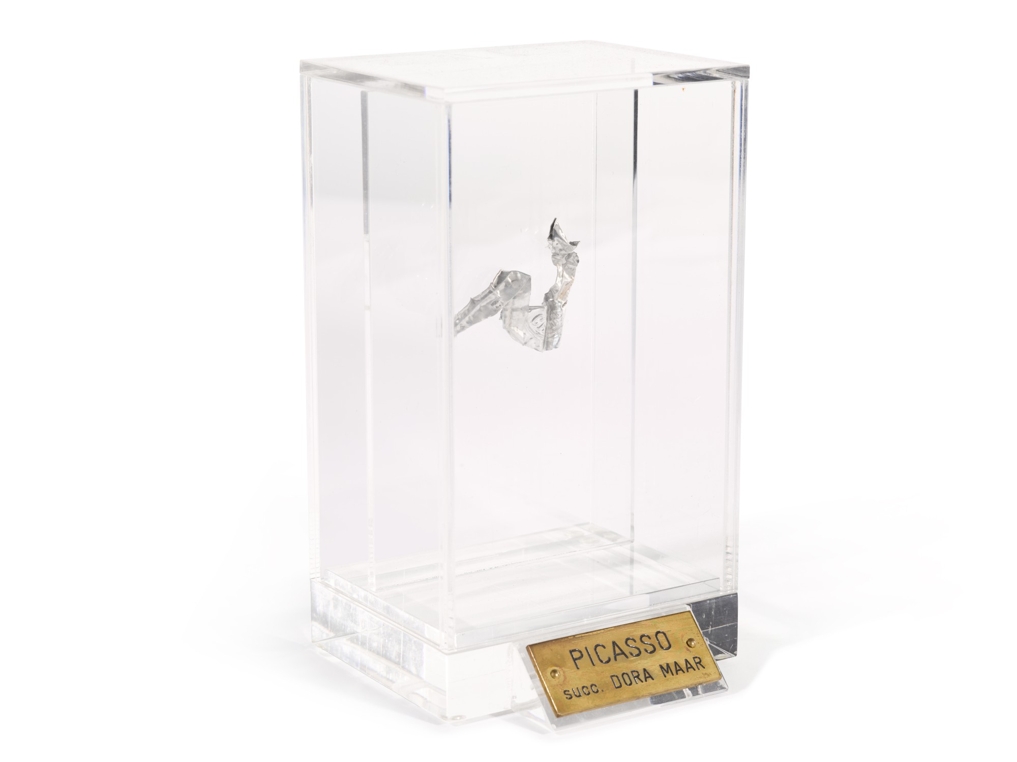 PABLO PICASSO | CAPSULE D'EAU MINÉRALE FAÇONNÉES | Picasso: Master of ...