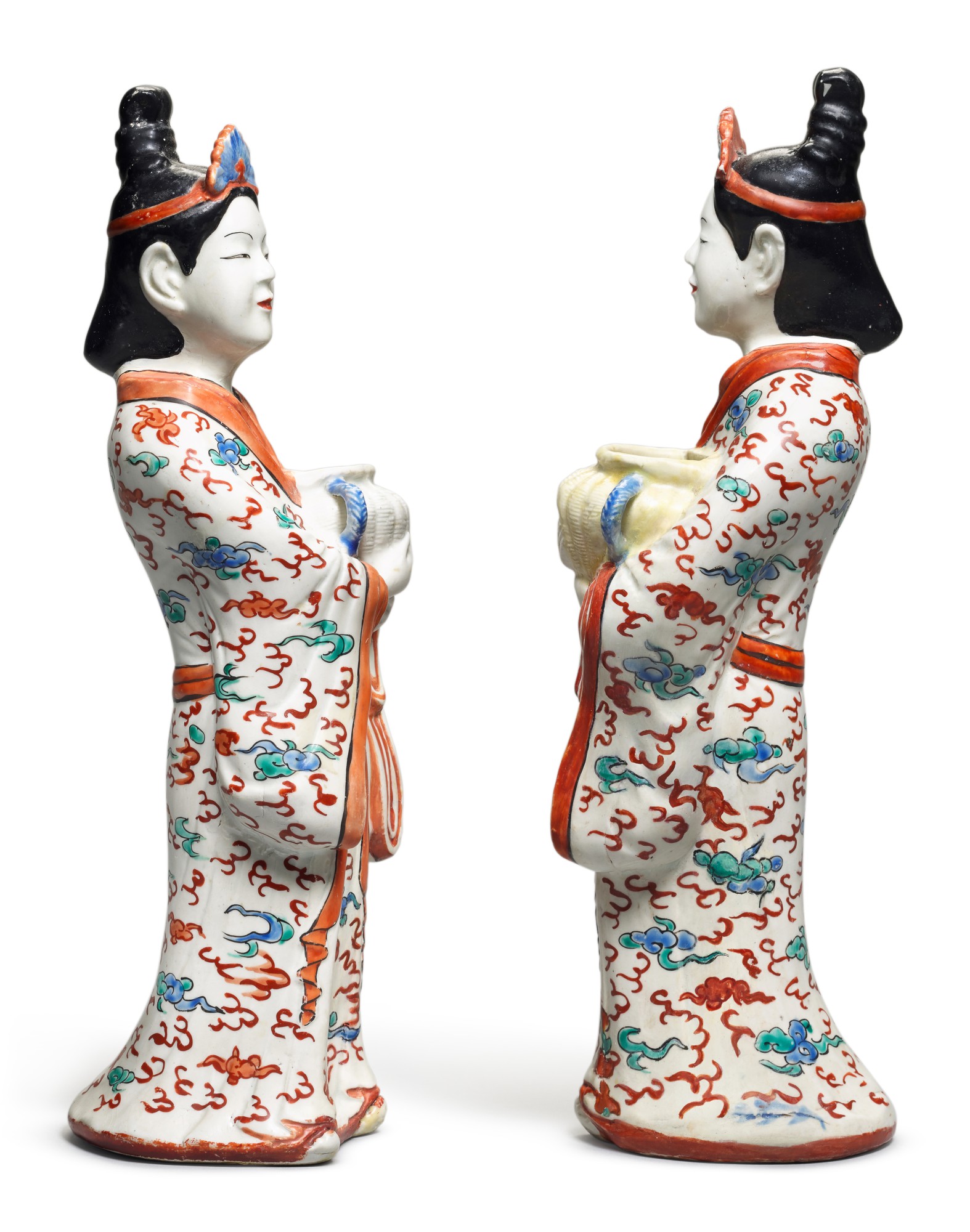 A PAIR OF KAKIEMON FIGURES OF BIJIN | EDO PERIOD, LATE 17TH CENTURY ...