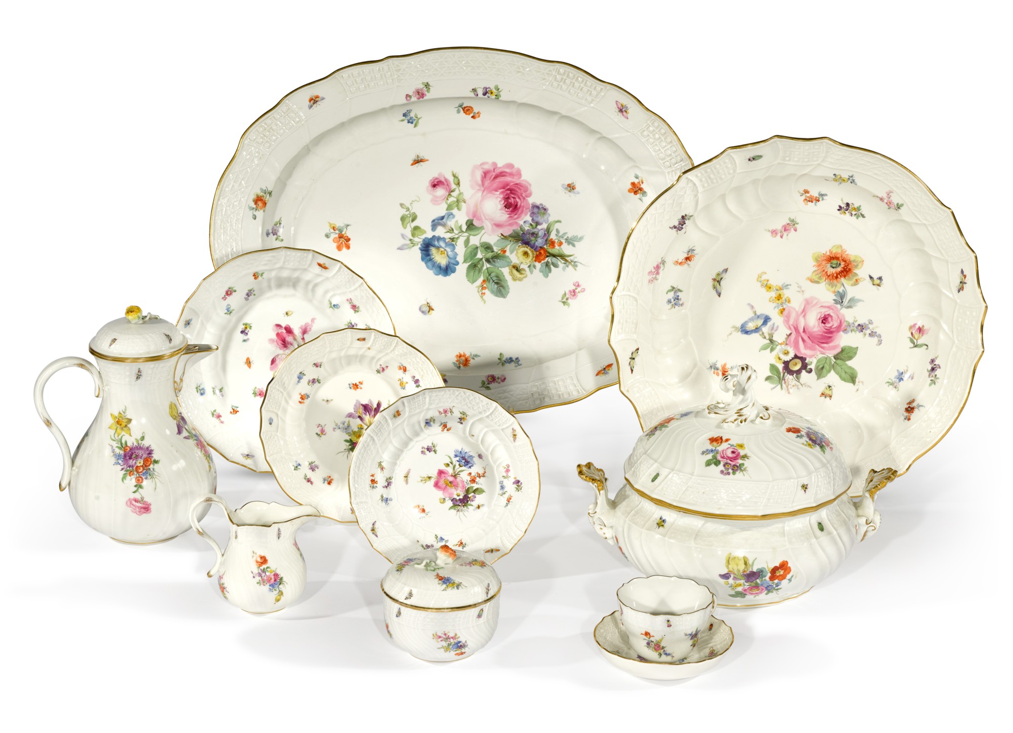 A Meissen neu Brandenstein pattern composite part service, various ...