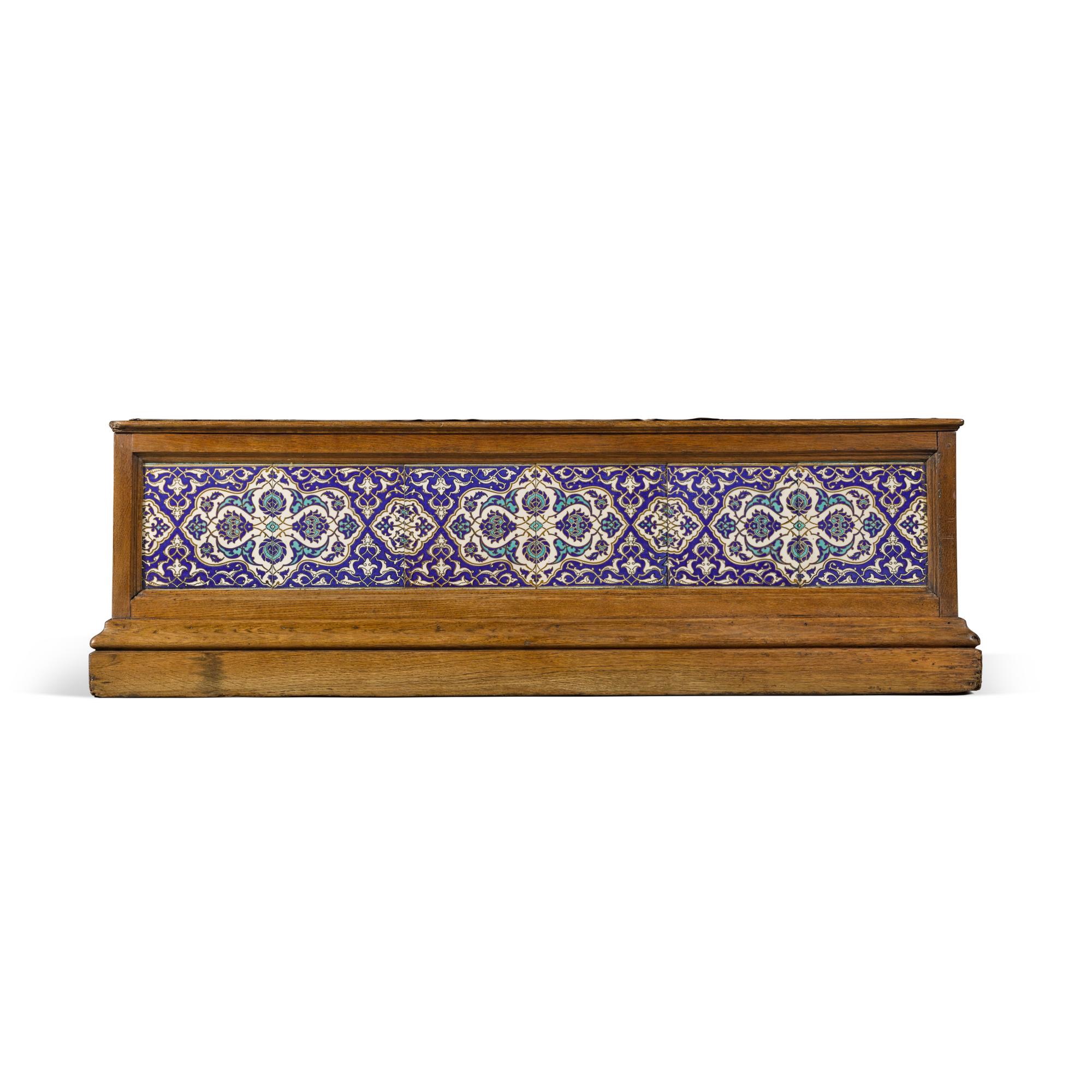 A Victorian Minton pottery and oak trough, late 19th/early 20th century ...