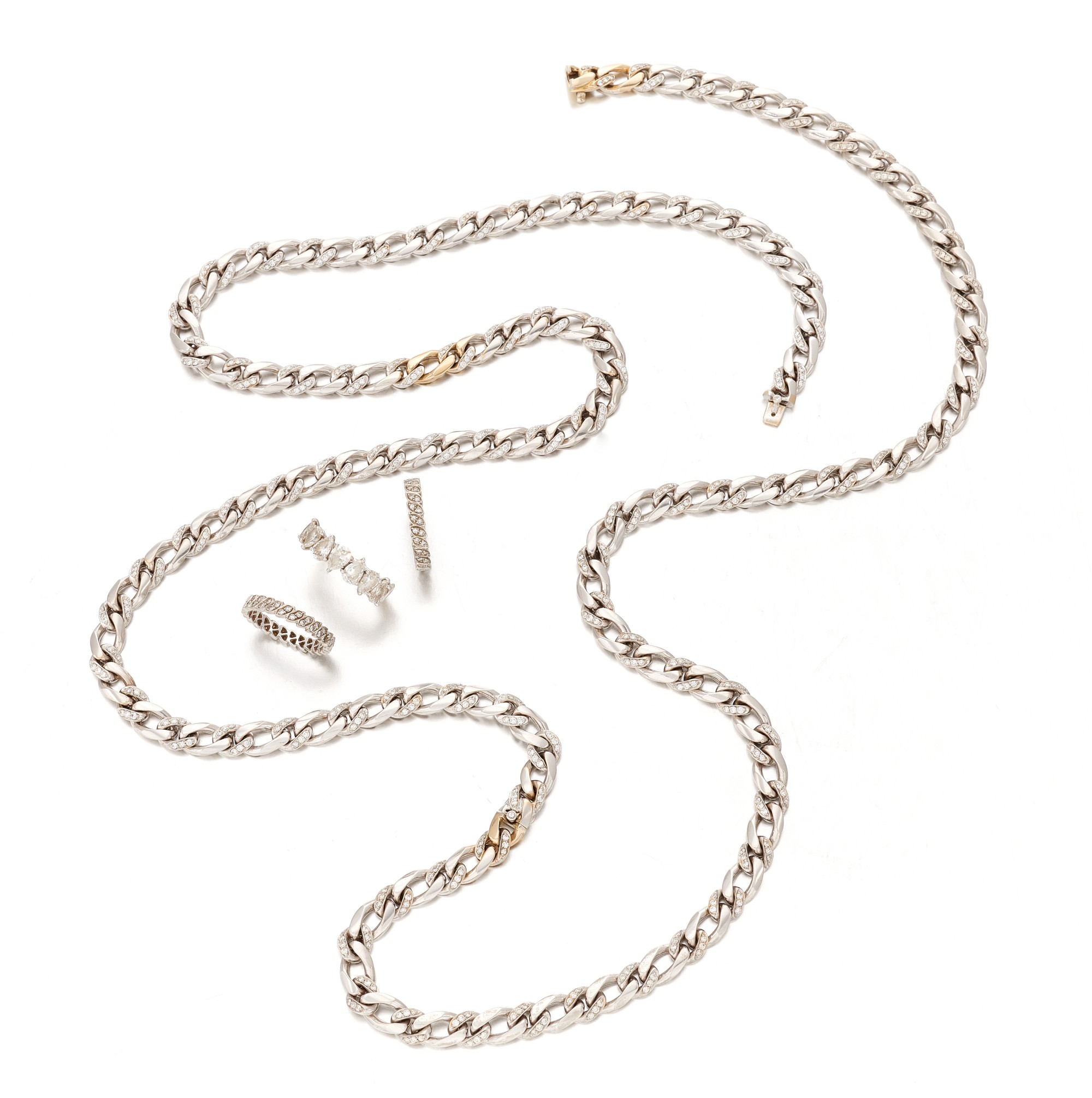 Diamond long chain and three diamond rings (Collana in diamanti e tre ...