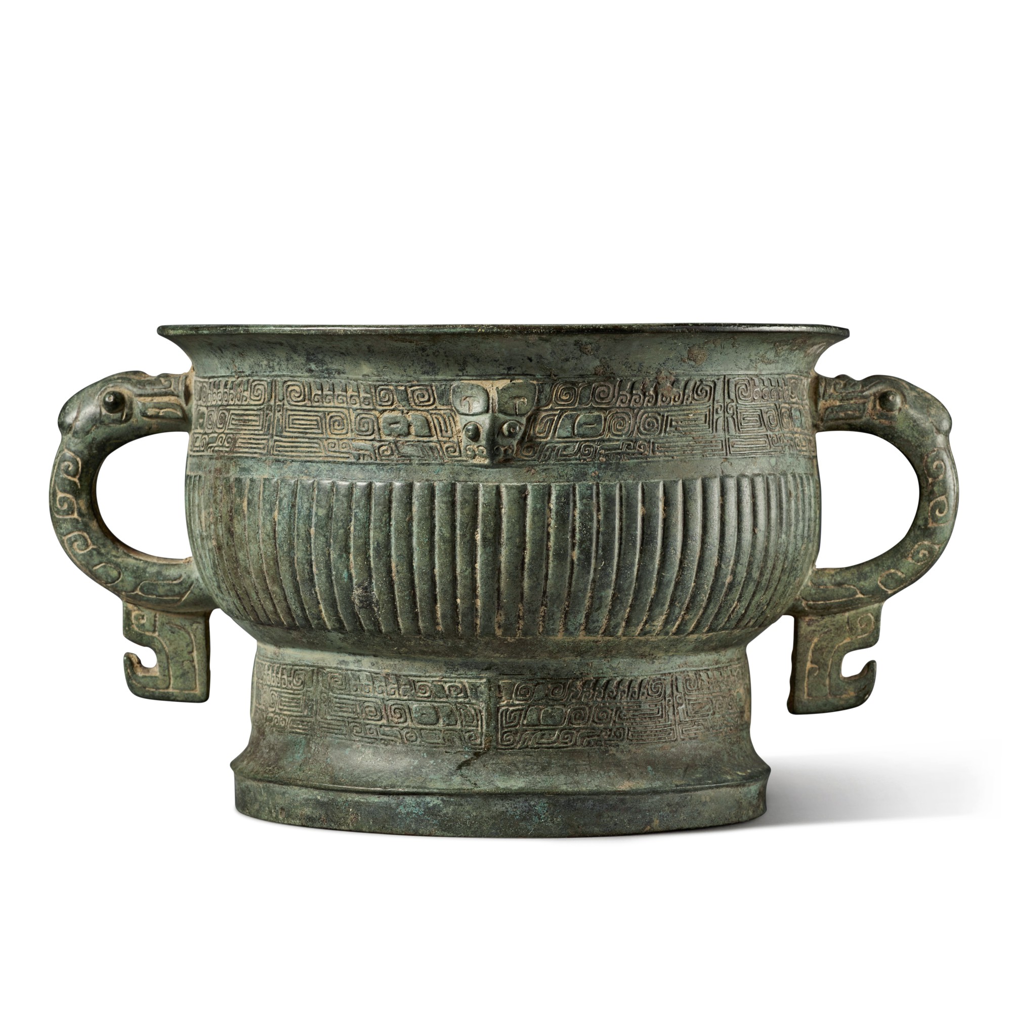 An archaic bronze ritual food vessel (Gui), Early Western Zhou dynasty ...