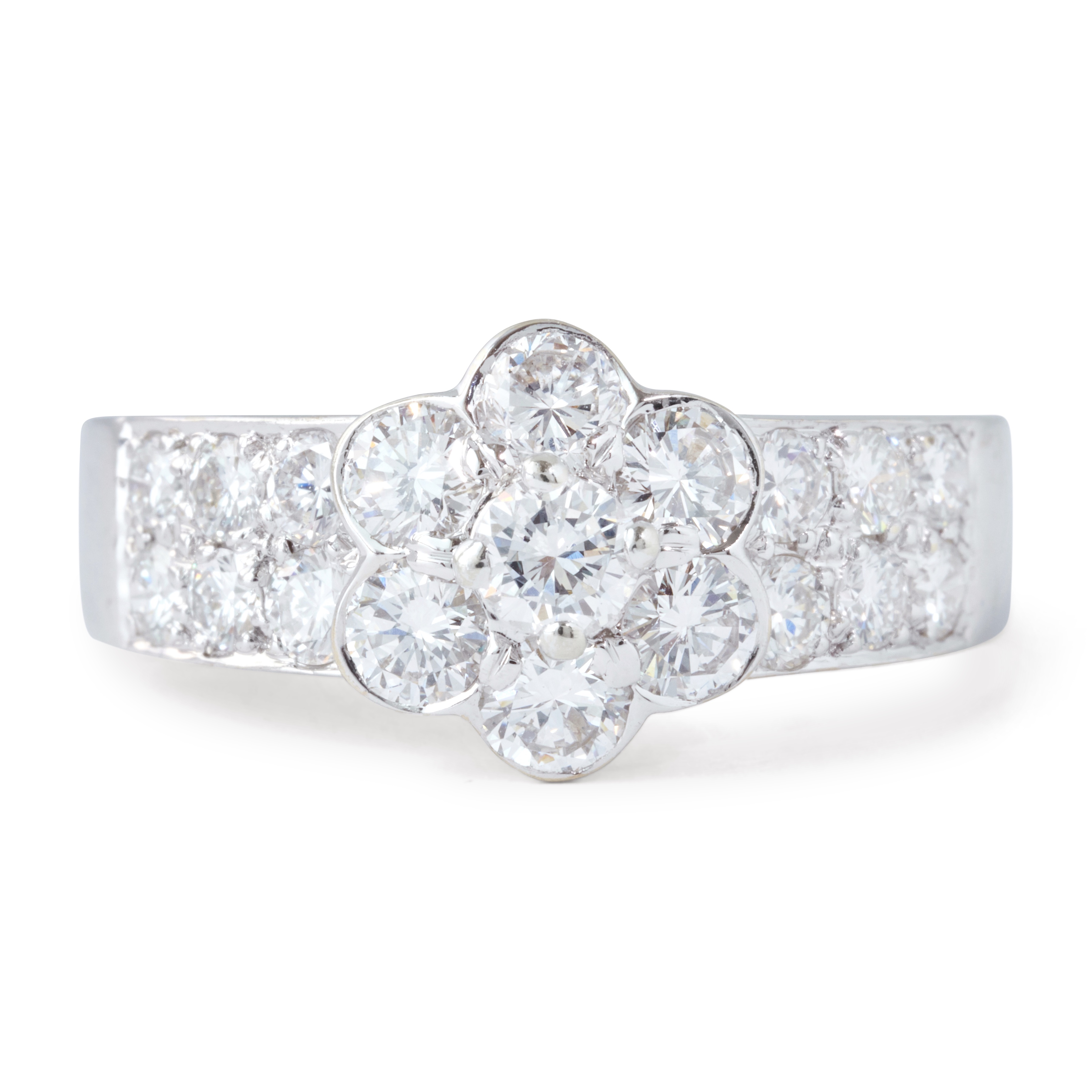 Van Cleef & Arpels Vintage White Gold And Diamond Fleurette Ring ...