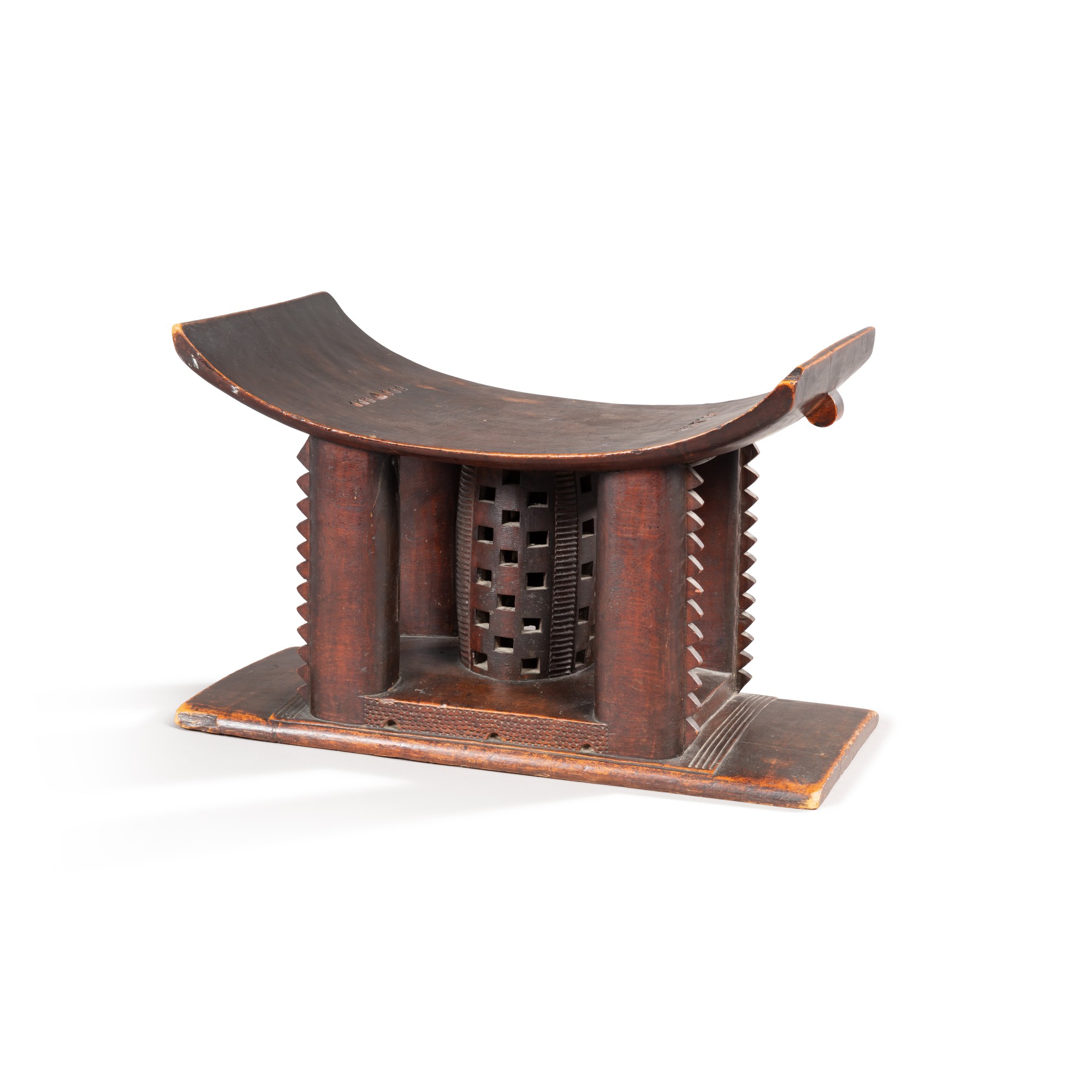 Ashanti ceremonial Stool, Ghana | Siège, Ashanti, Ghana | Un autre ...
