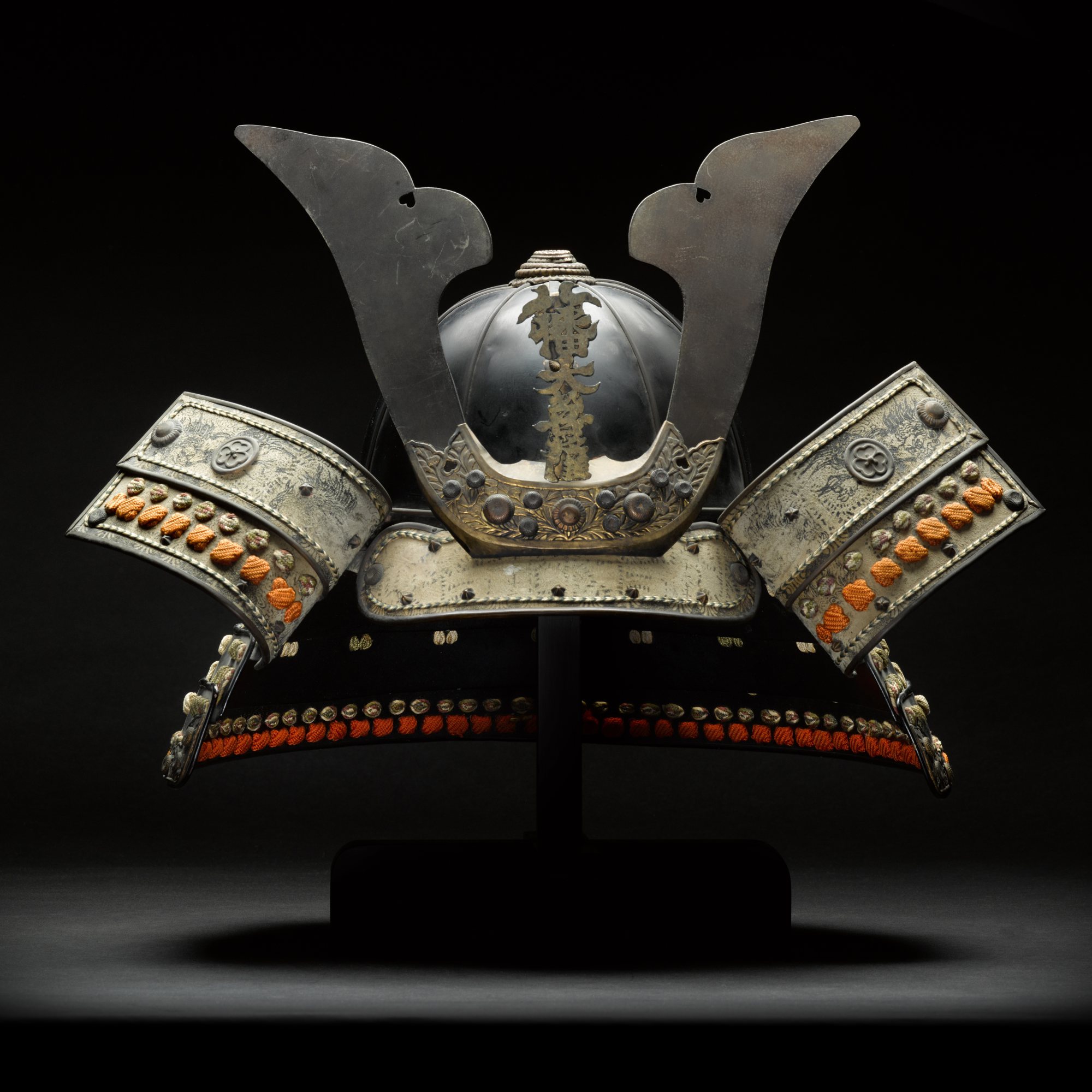 A yokohagi nimai-do gusoku [armour] | Edo period, 18th century | The ...