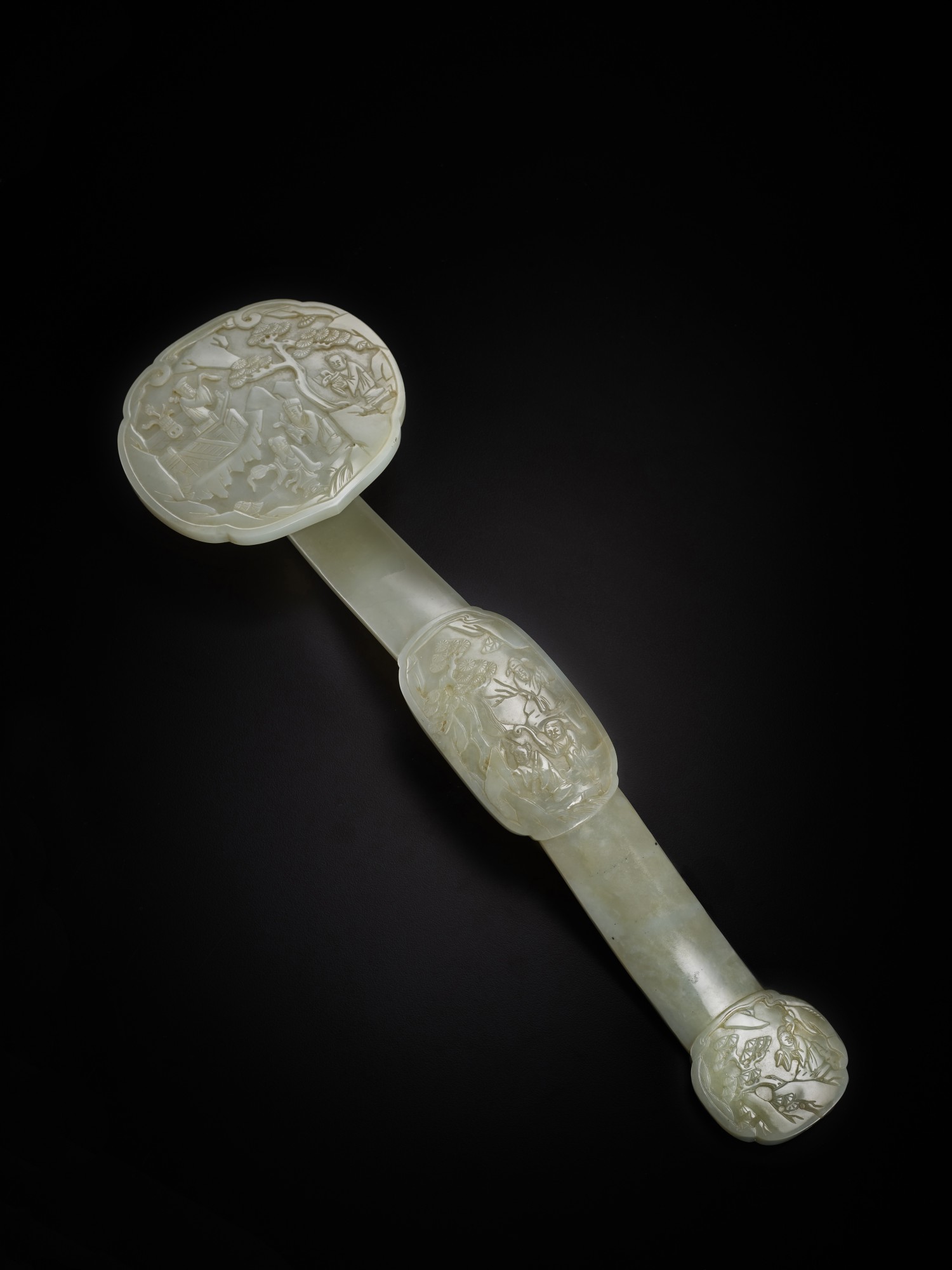 A pale celadon jade ruyi scepter, Qing dynasty, 19th century | 清十九世紀 ...