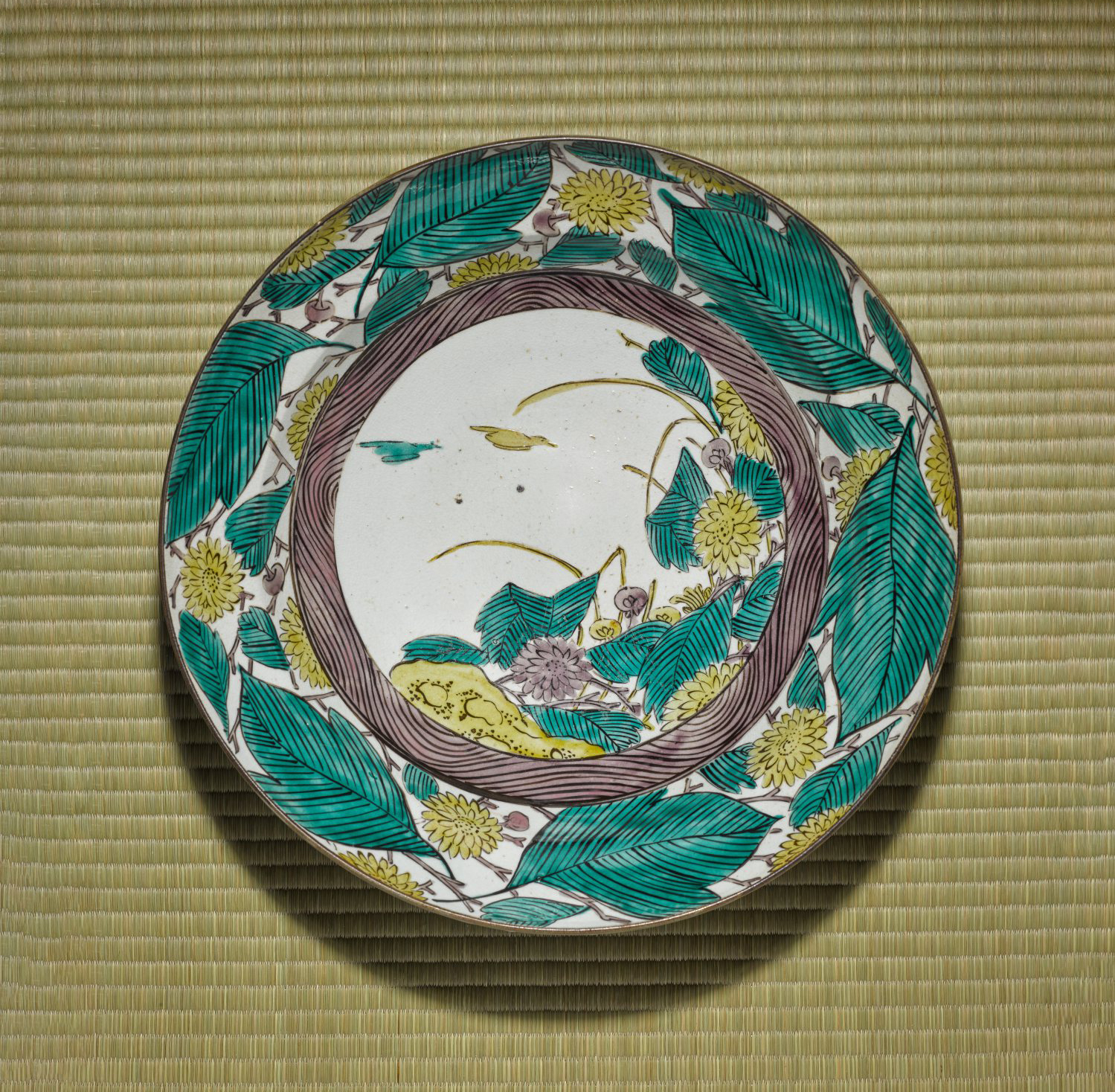 A fine Ko-Kutani dish | Fuku mark | Edo period, circa 1650-60 ...