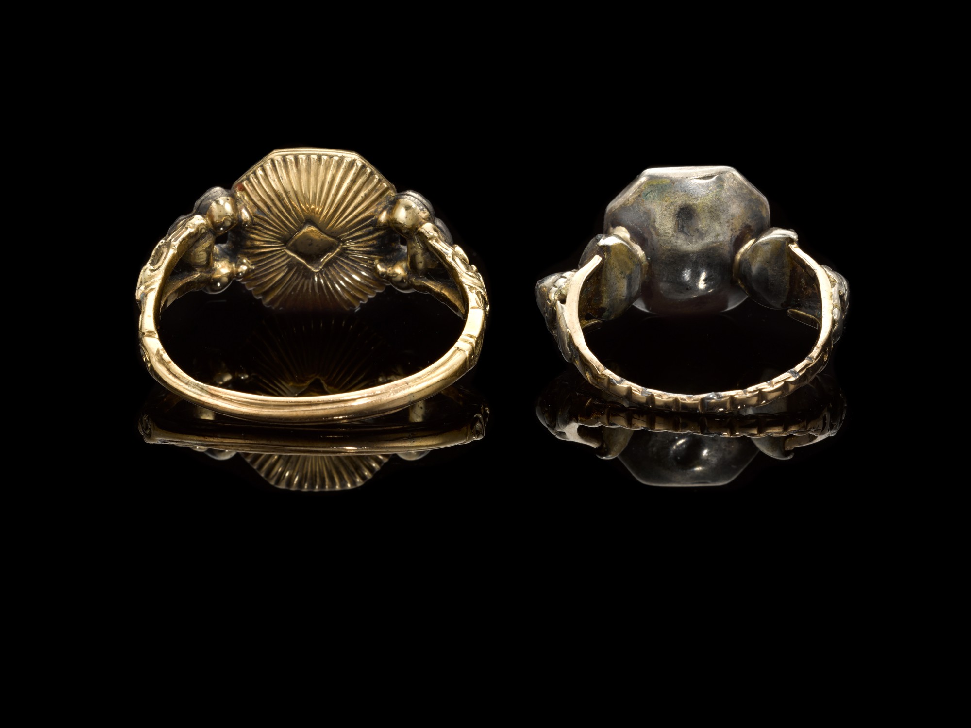 PROBABLY GERMAN, CIRCA 1700 | TWO RINGS SET WITH ARMORIALS | Small ...