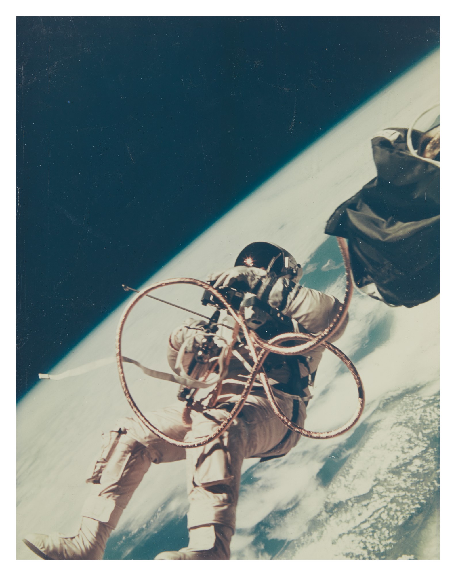 [GEMINI IV] ED WHITE PERFORMS THE FIRST AMERICAN SPACEWALK. VINTAGE ...