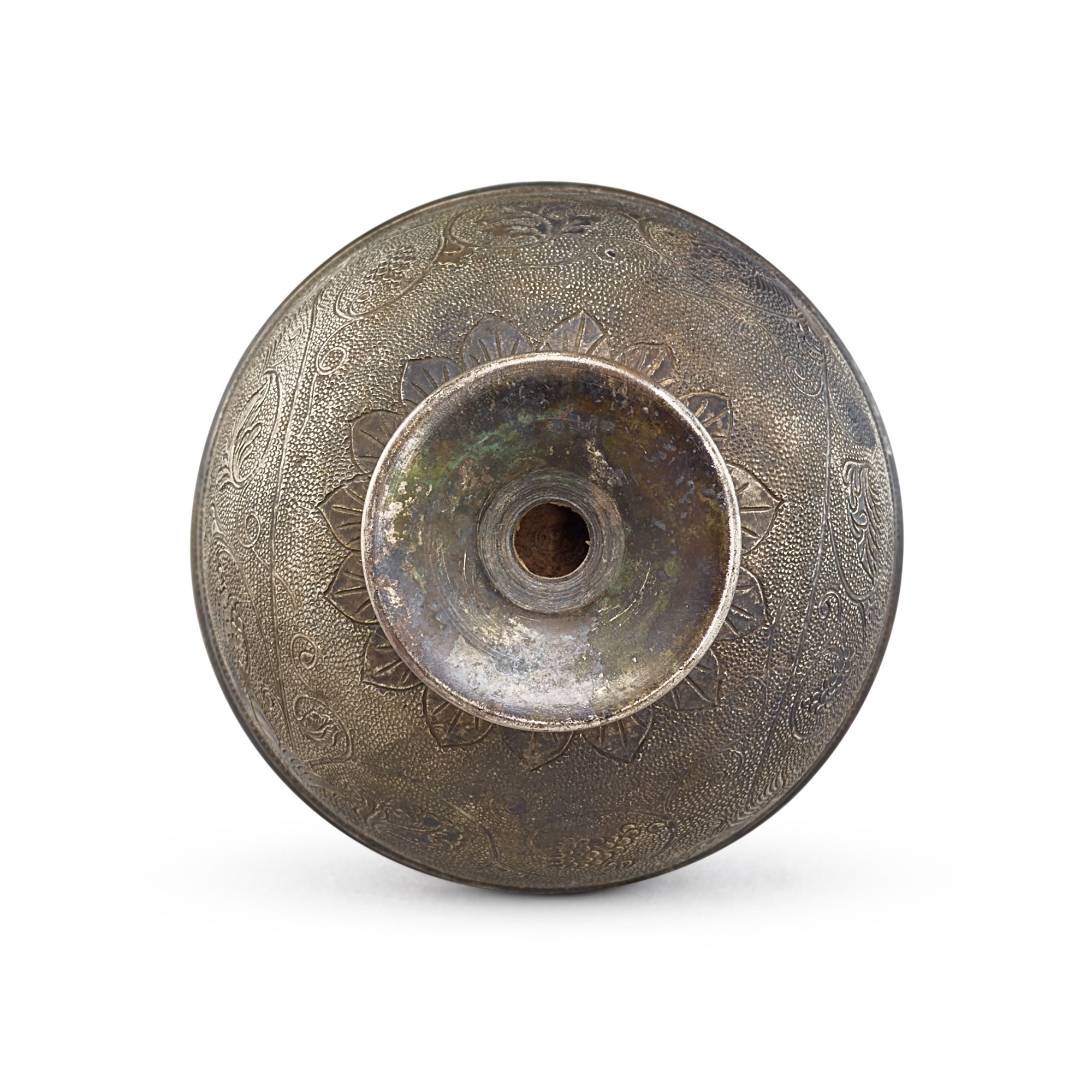 A silver stem cup, Tang dynasty 唐 銀鏨纏枝葡萄鳥紋高足盃 | CHINA / 5000 YEARS ...