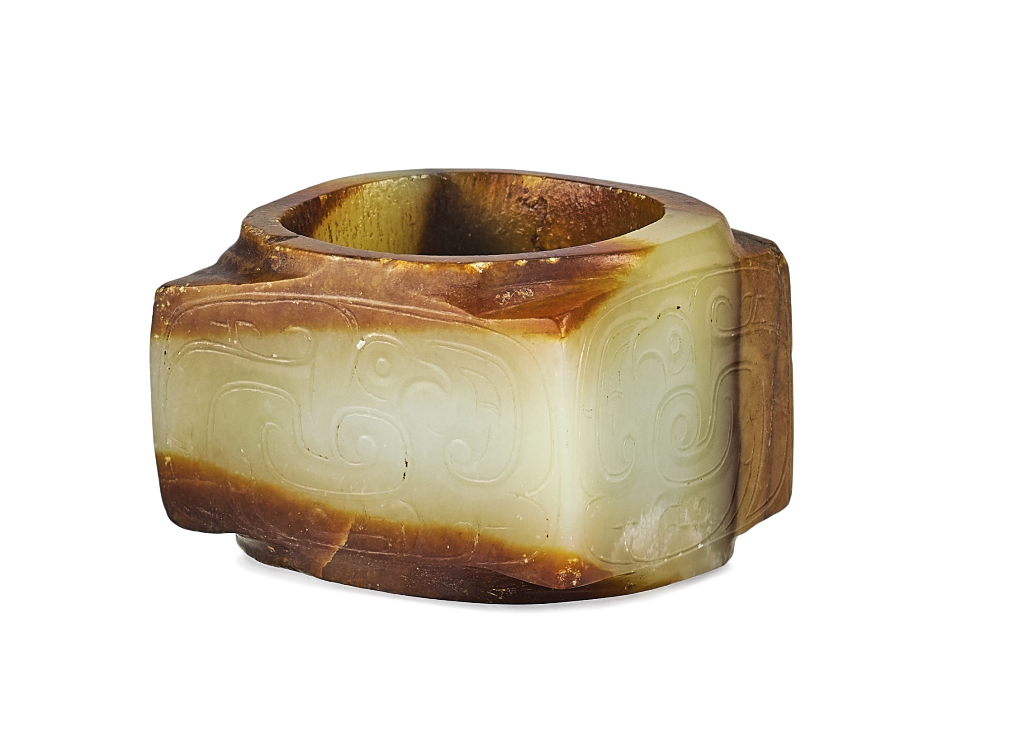 An archaistic jade 'bird' cong Ming dynasty | 明 鳥紋玉琮 | Eclectic | 2021 ...