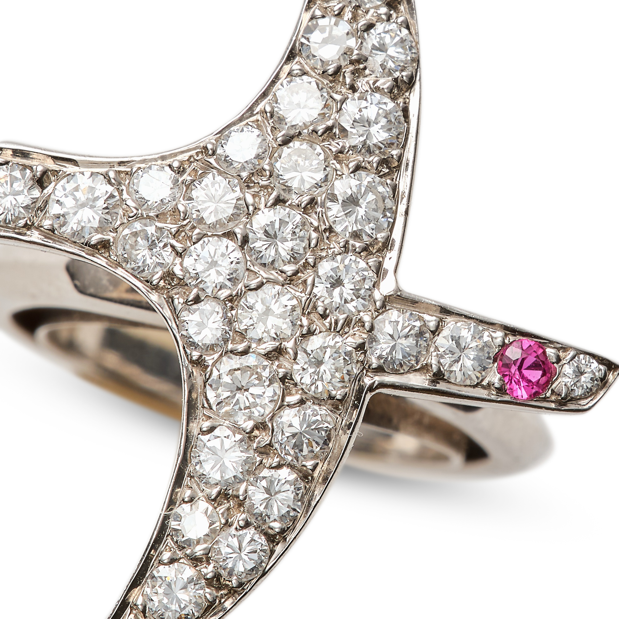 Zéphyr | Art as Jewelry as Art | 2022 | Sotheby's