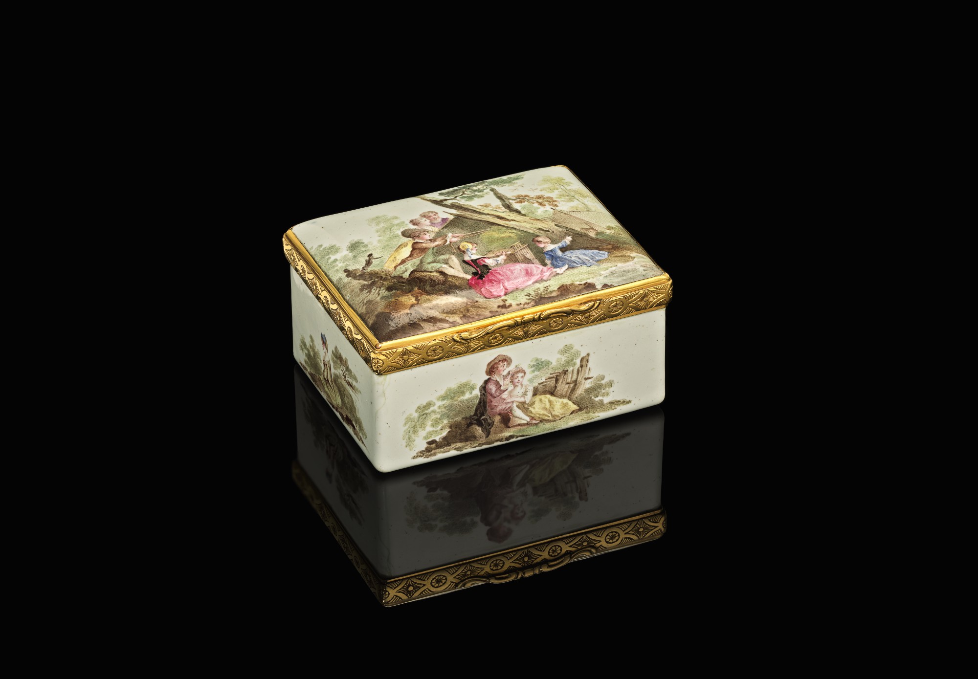 A small painted enamel snuff box with gold mounts, Isaak Jacob Clause ...