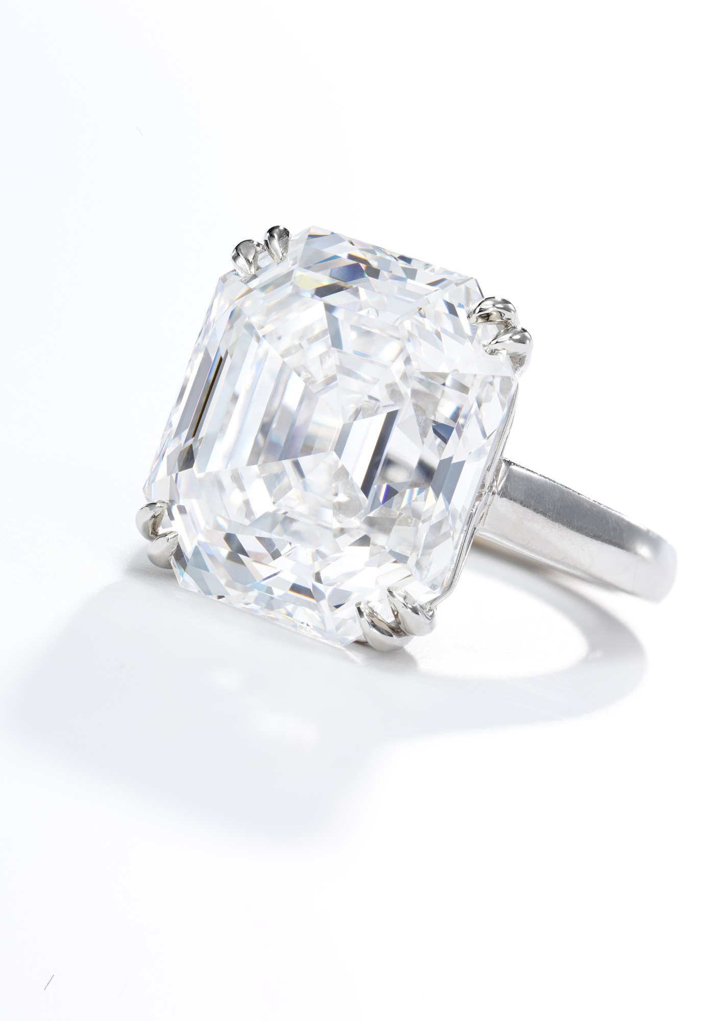 A Magnificent Diamond Ring | Kwiat | 鑽石戒指 | Magnificent Jewels ...