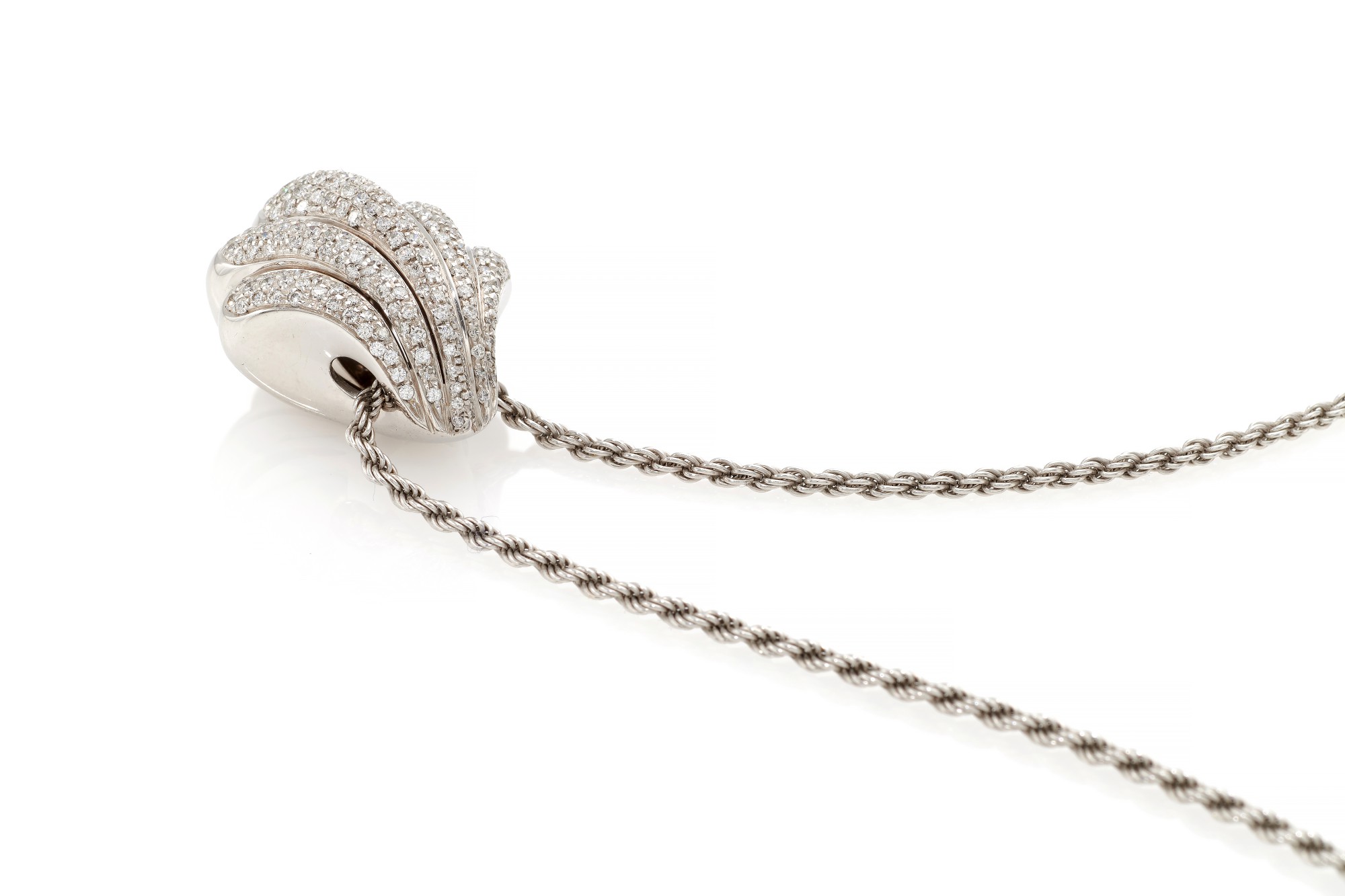 DIAMOND PENDANT-NECKLACE (COLLANA CON PENDENTE IN DIAMANTI) | DAMIANI ...