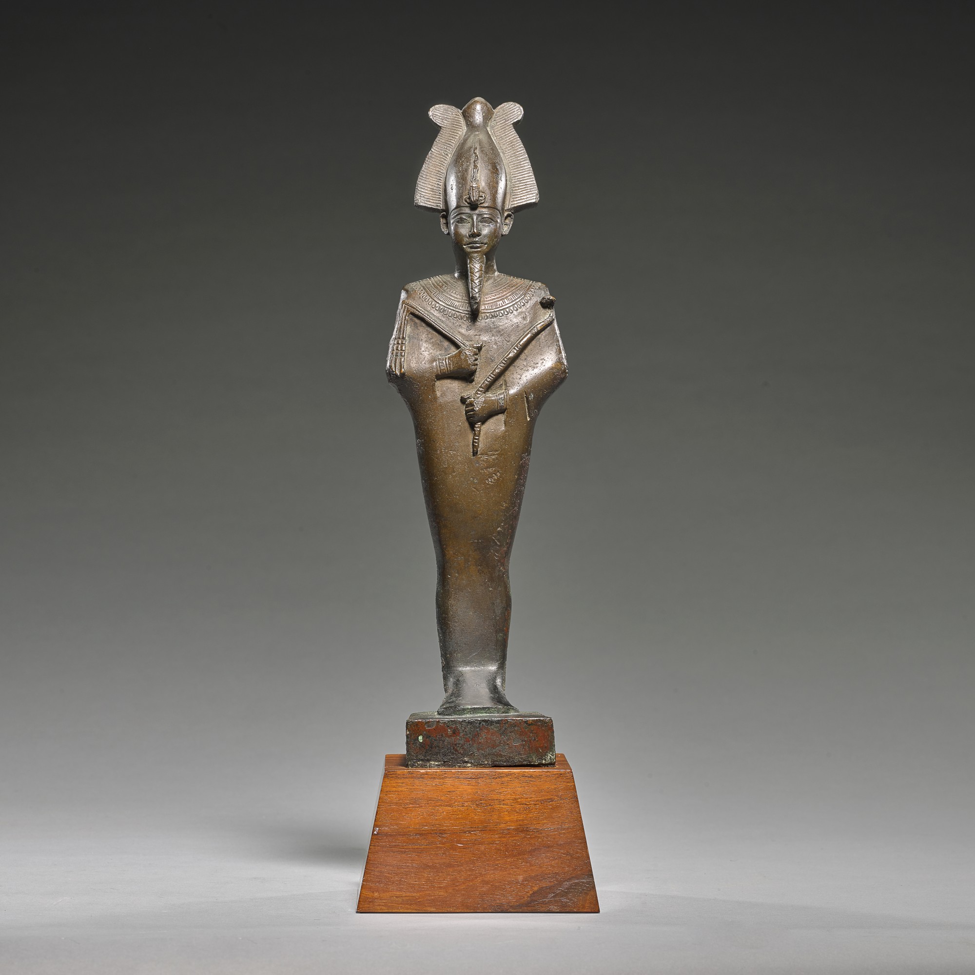 AN EGYPTIAN BRONZE FIGURE OF OSIRIS, 26TH DYNASTY, 664-525 B.C. | BC/AD ...
