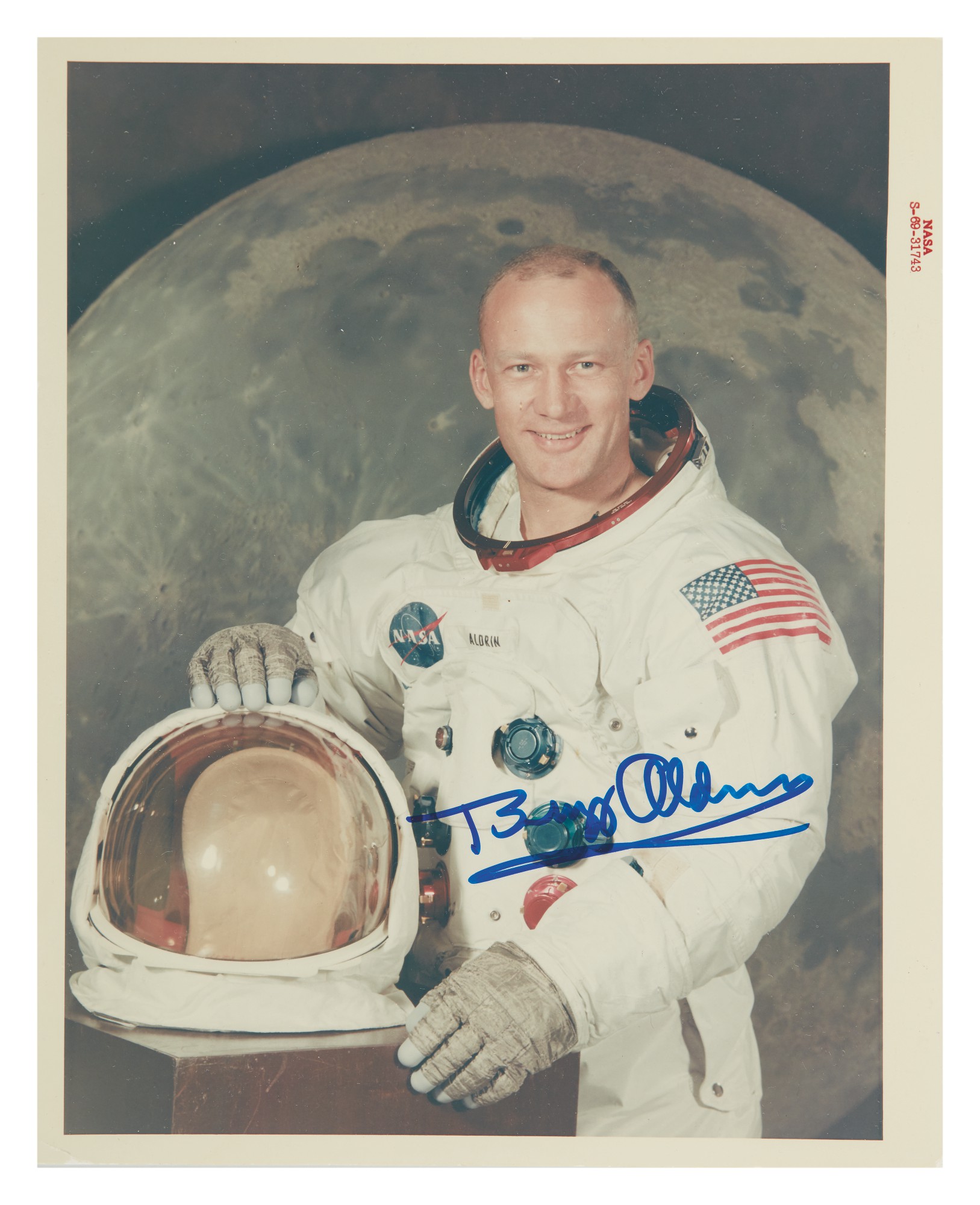 [APOLLO 11] BUZZ ALDRIN'S PRE-FLIGHT PORTRAIT, SIGNED BY ALDRIN ...