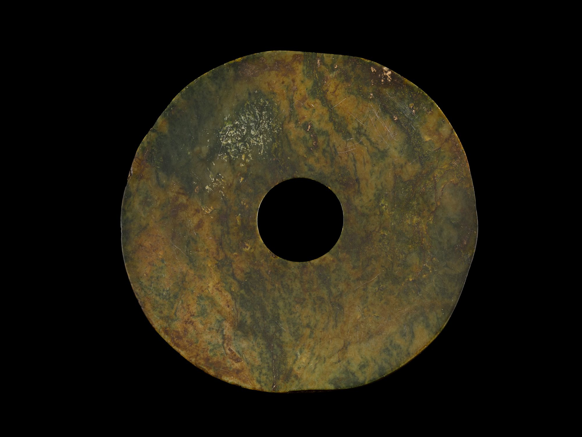 A green jade disc, bi, Neolithic period | 新石器時代 玉璧 | HOTUNG | 何東 The ...