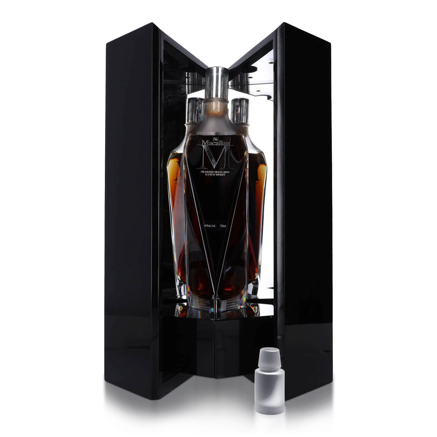 The Macallan M Decanter 44.0 abv NV (1 BT75) | Whisky & Whiskey ...
