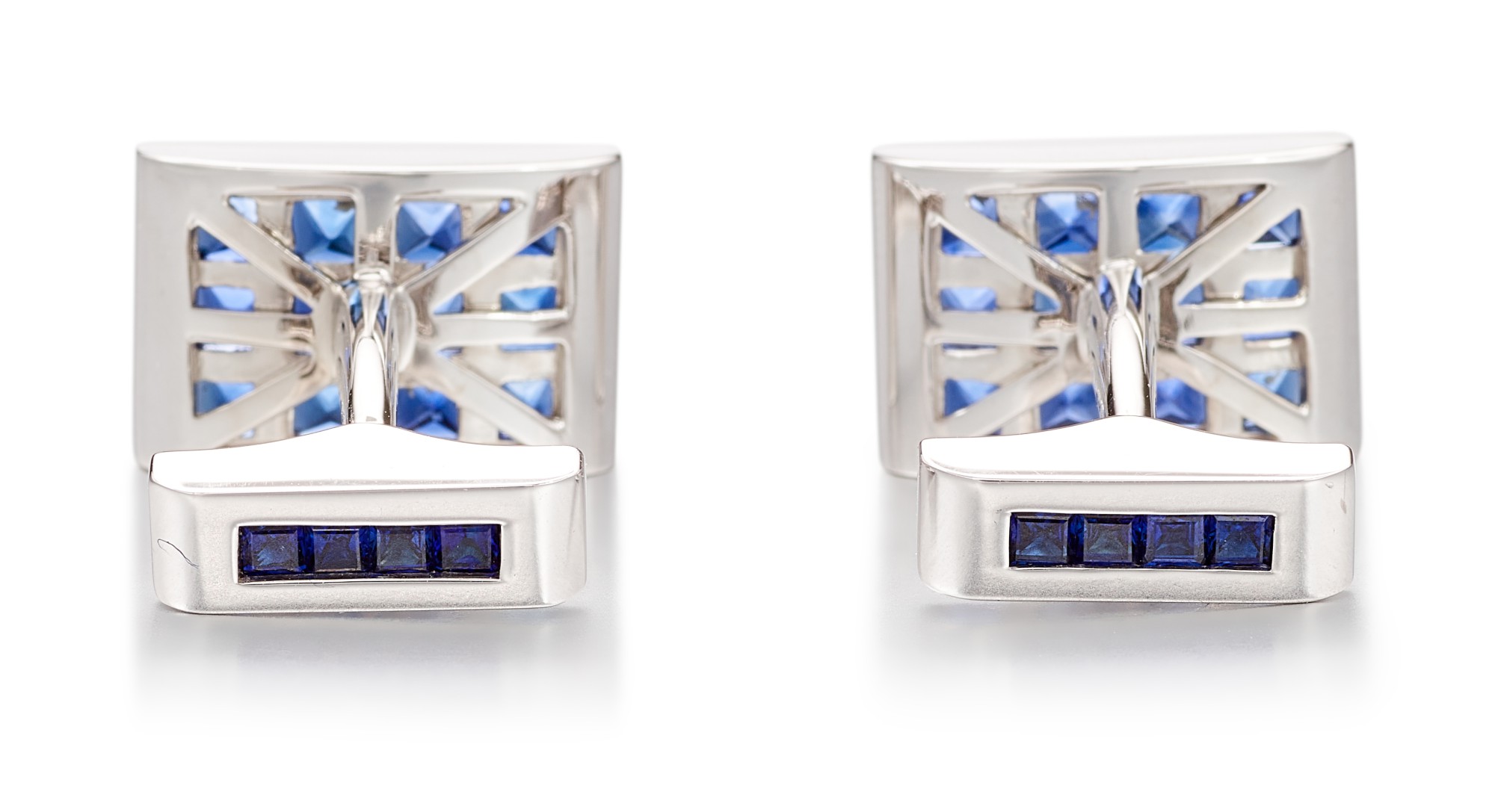 Pair of Sapphire Cufflinks | 格拉夫| 藍寶石袖扣一對 (藍寶石共重約4.80克拉) | Graff ...