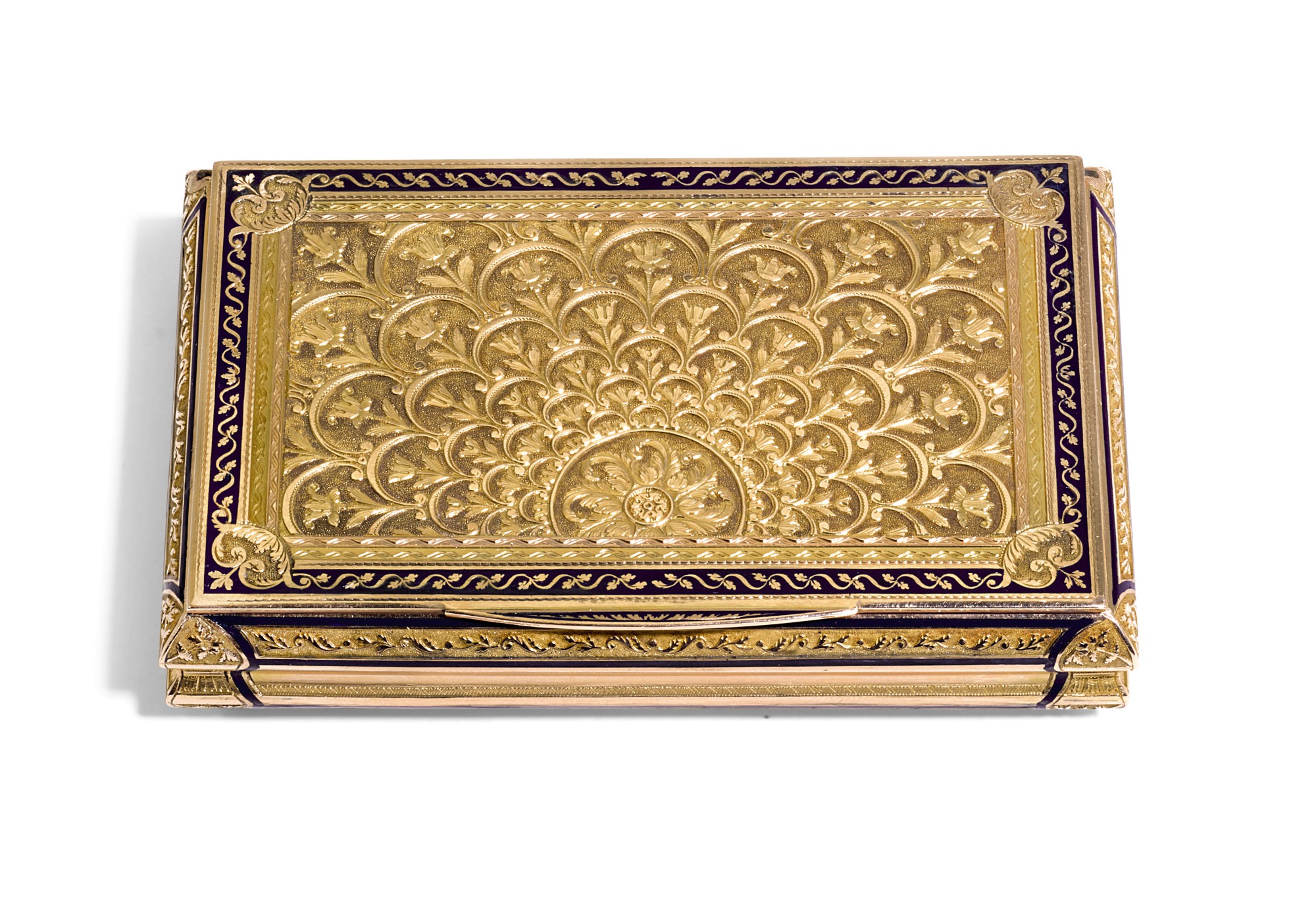 A two colour gold and enamel snuff box, probably Hanau, circa 1820 ...