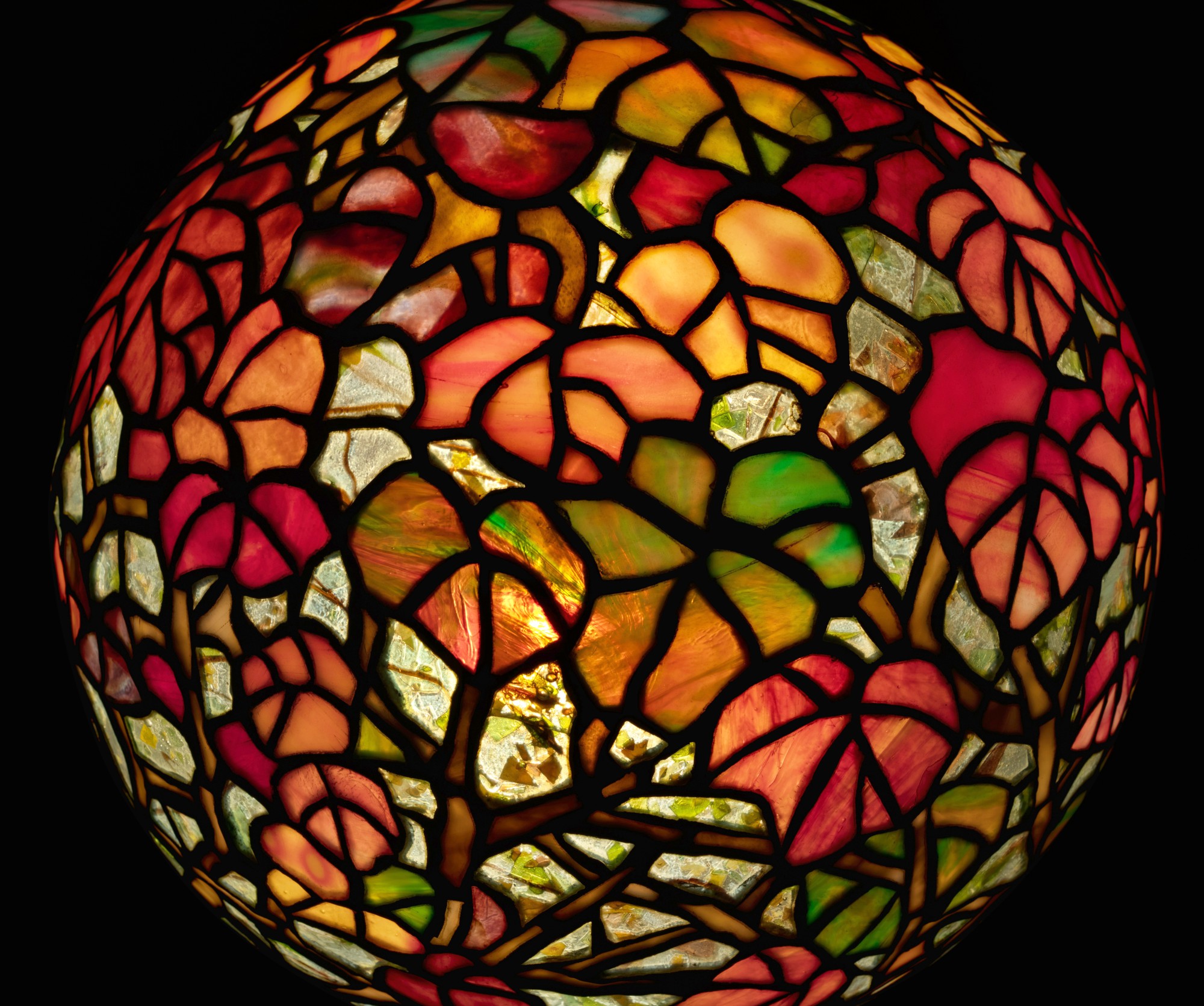 "Autumn Leaves Ball" Table Lamp | Important Design | 2022 | Sotheby's