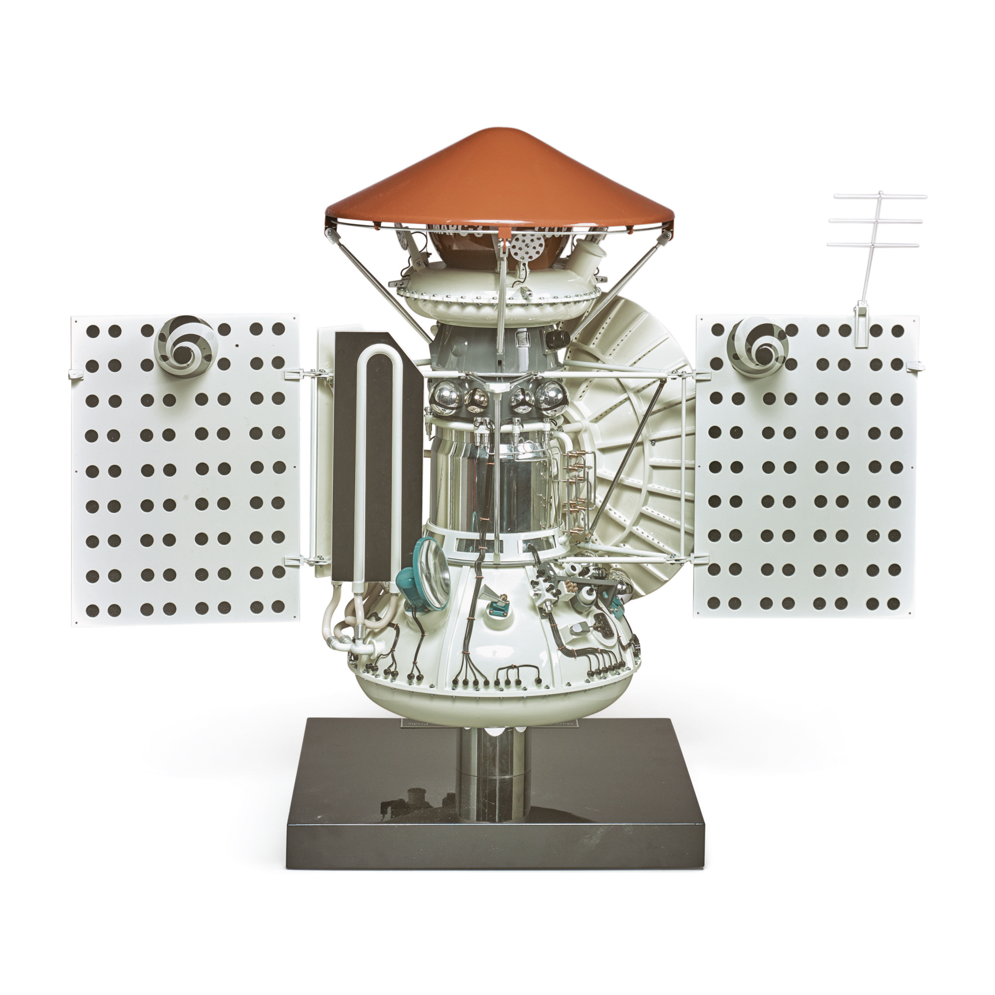 MAPC-3 ("MARS-3") SOVIET INTERPLANETARY PROBE MODEL, BY NPO LAVOCHKIN ...