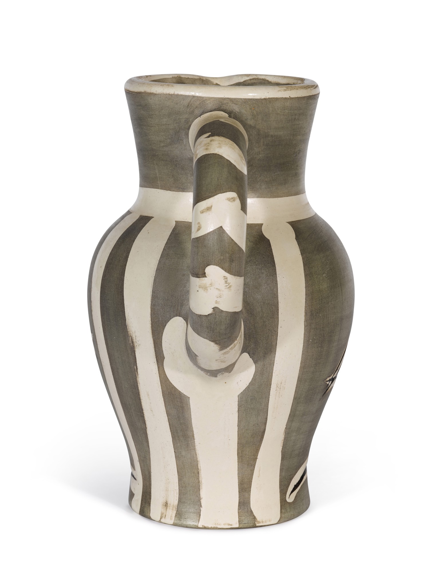 PABLO PICASSO | PICHET GRAVÉ GRIS (A. R. 246) | Picasso: Master of Form ...