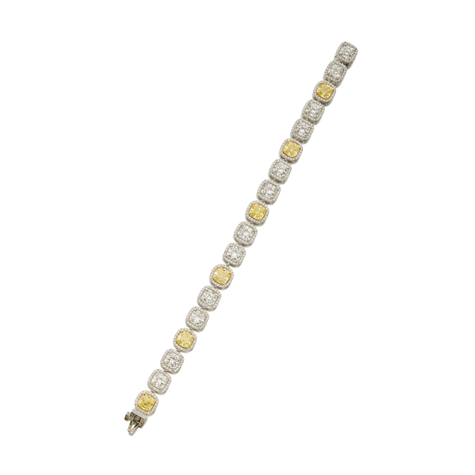 Colored Diamond and Diamond Bracelet | Fine Jewels | 2021 | Sotheby's