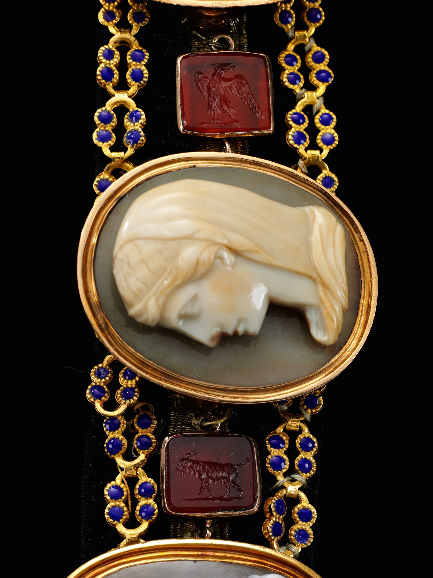 The Glyptics, Italian, 17th - 19th century | Choker | Treasures | 2021 ...