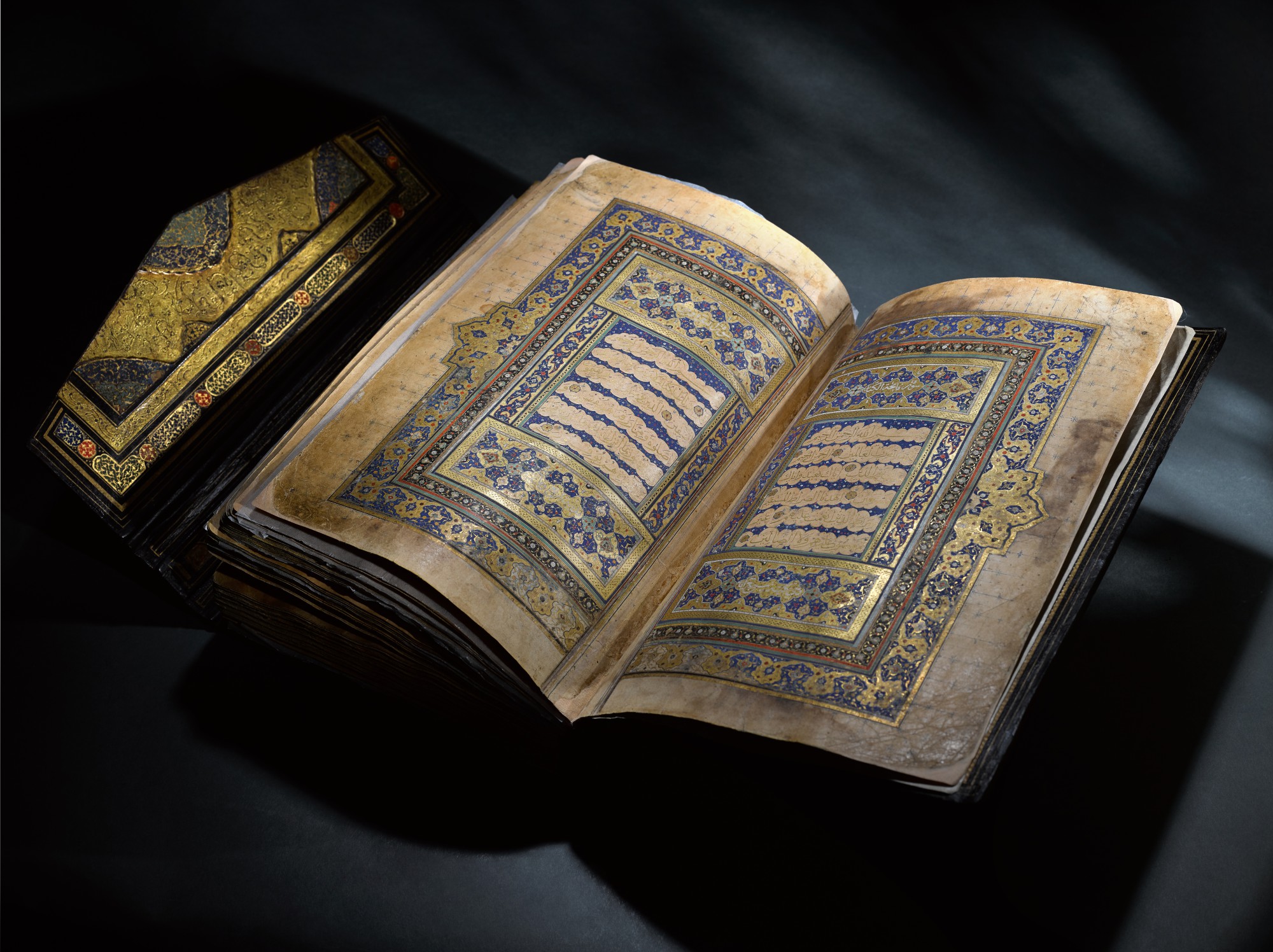 A magnificent illuminated Qur'an written in gold, Persia, Herat ...
