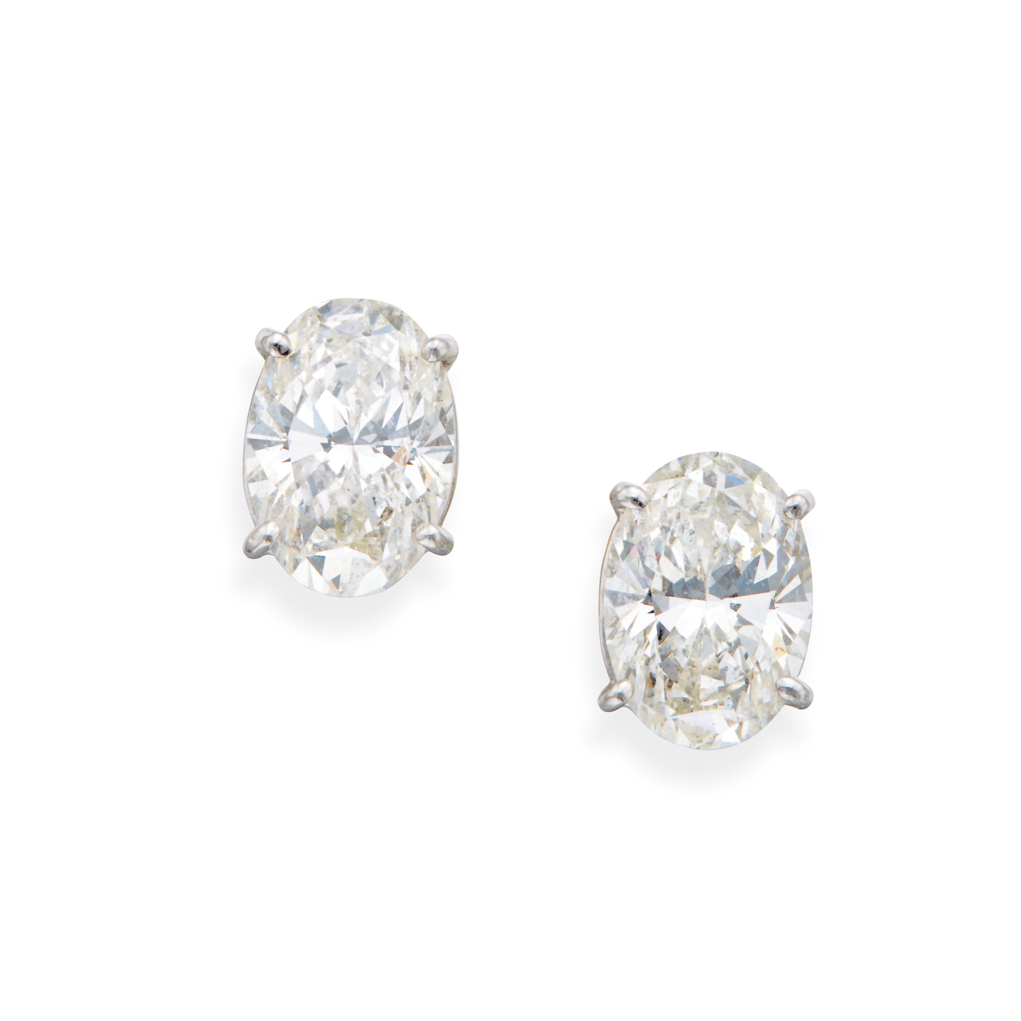Pair of Diamond Earstuds | Important Jewels | 2020 | Sotheby's