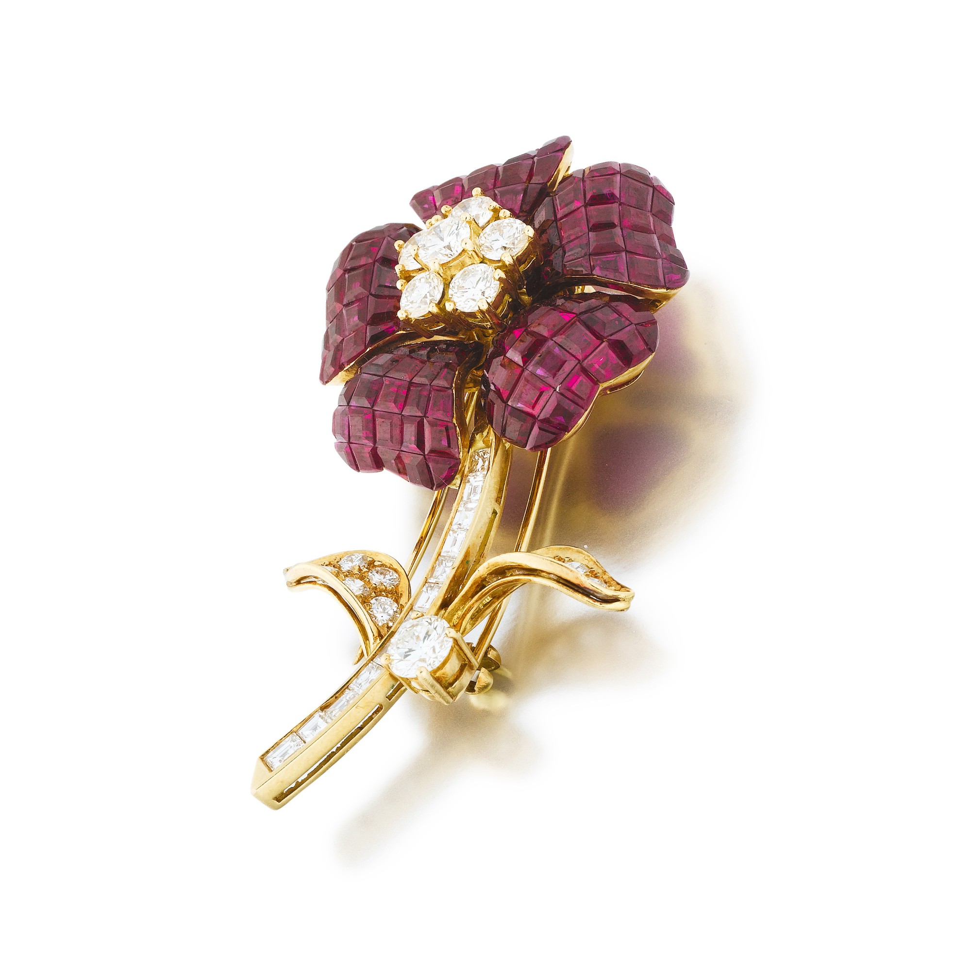 Broche rubis et diamants | Ruby and diamond ring | Fine Jewels | 2022 ...