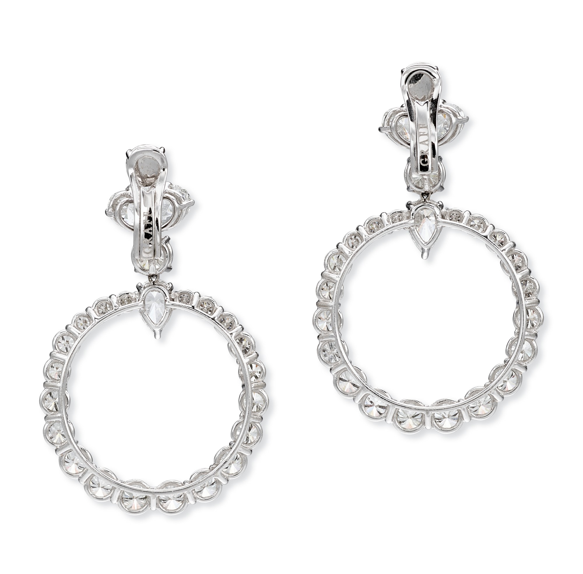 GRAFF | 'GYPSY' PAIR OF DIAMOND PENDENT EAR CLIPS | 格拉夫 | 'Gypsy ...