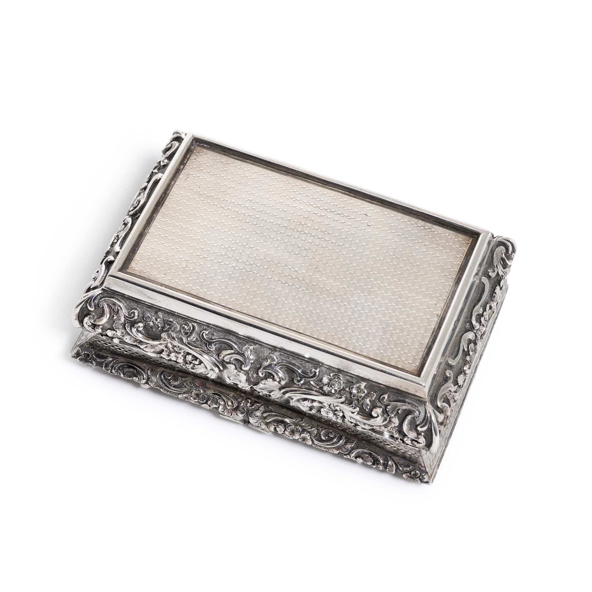 A Victorian silver table snuff box, Nathaniel Mills, Birmingham 1842 ...