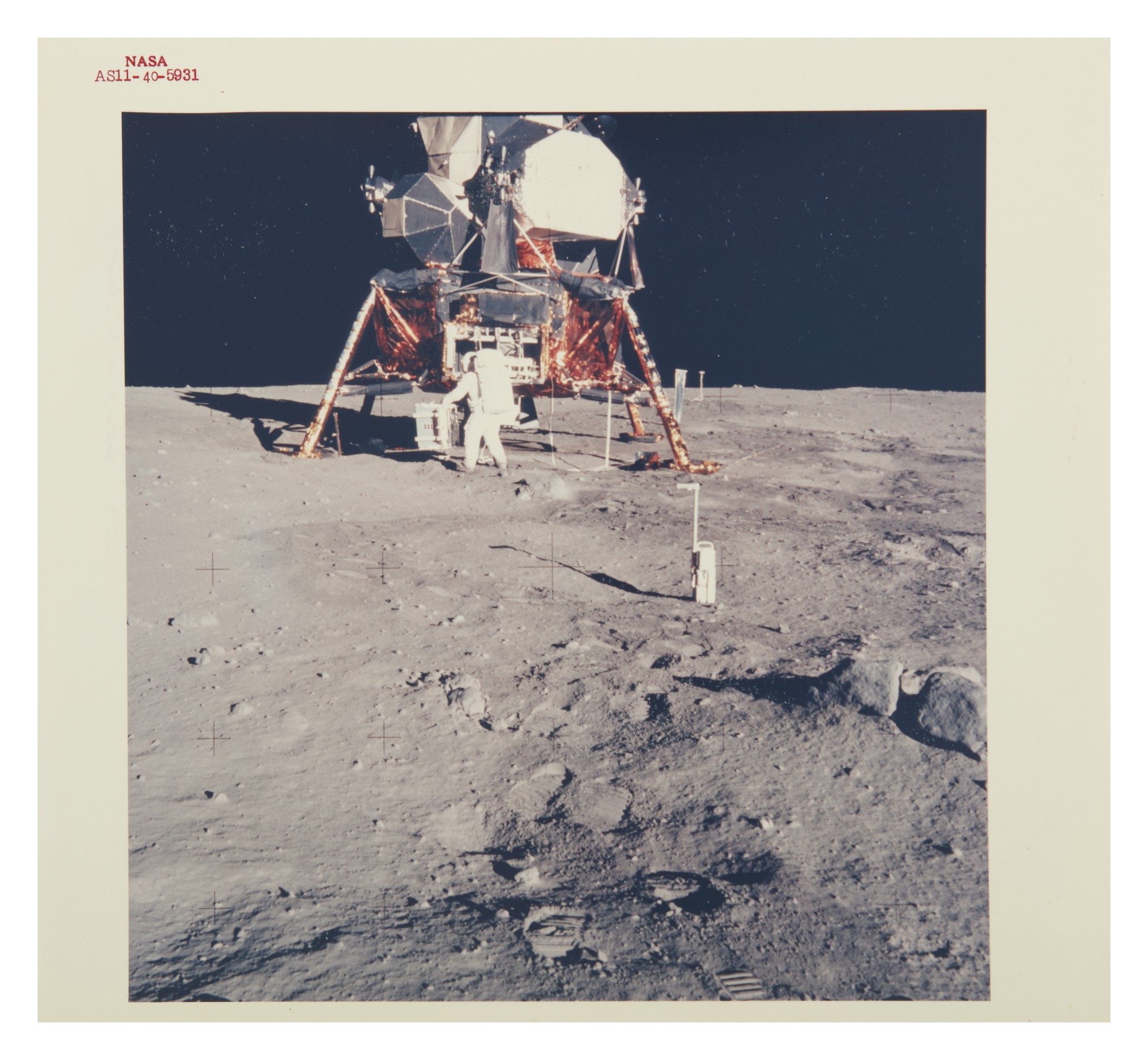 [APOLLO 11] ALDRIN DEPLOYING EASEP ON THE LUNAR SURFACE. VINTAGE NASA ...