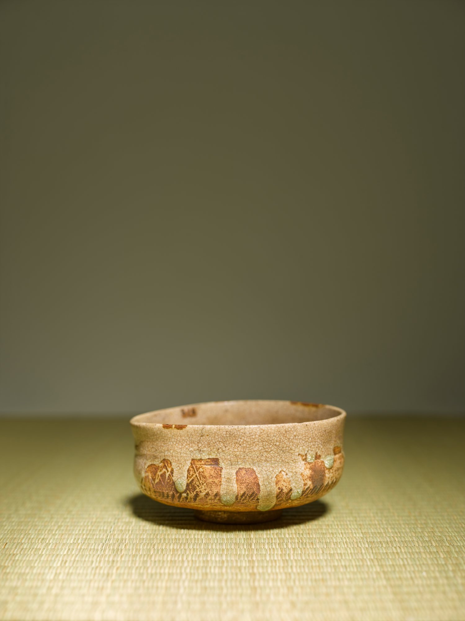 An Iga chawan [tea bowl] | Edo period, 17th century | Japanese Works of ...