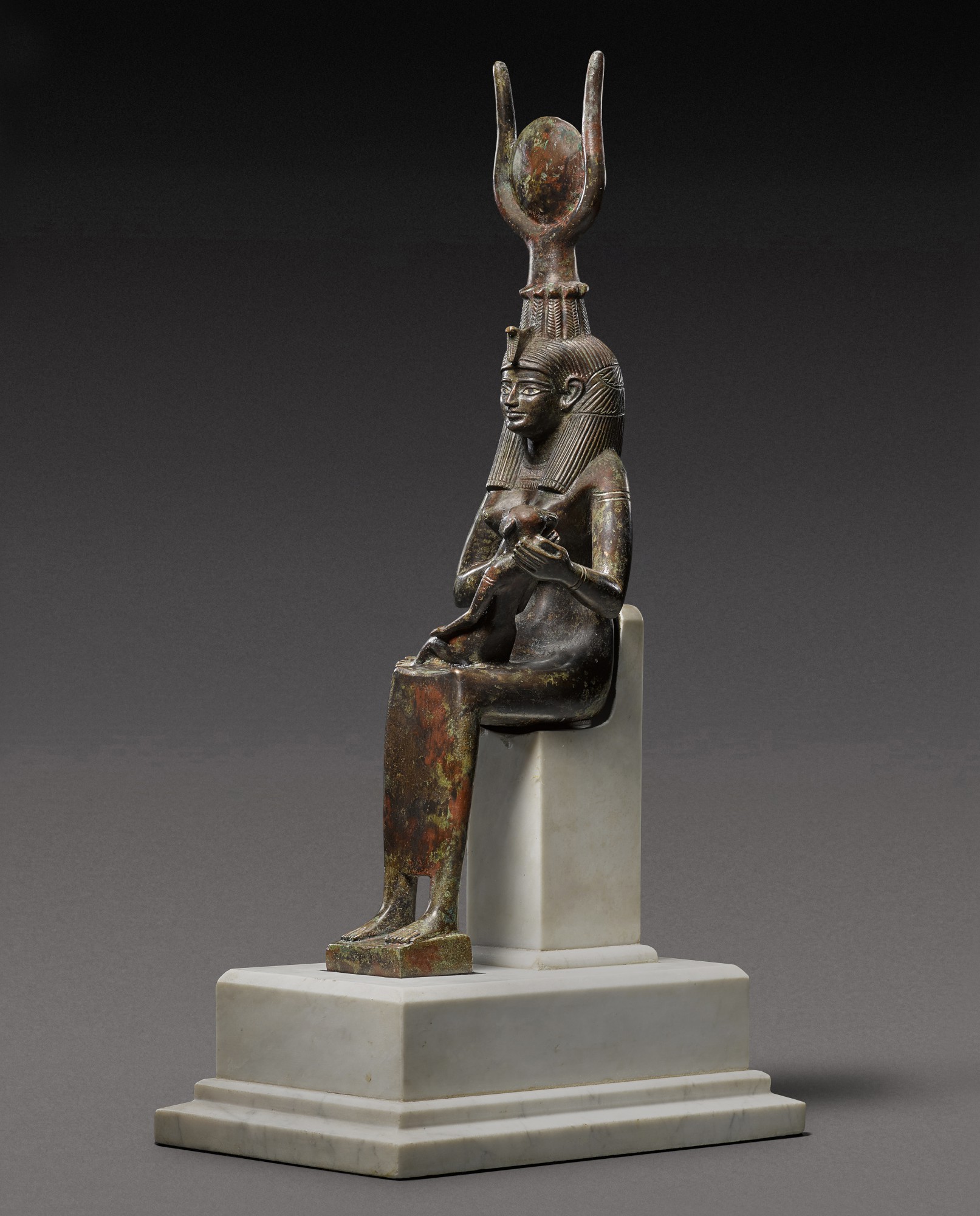 A Large Egyptian Bronze Figure of Isis with Horus, 25th/26th Dynasty ...