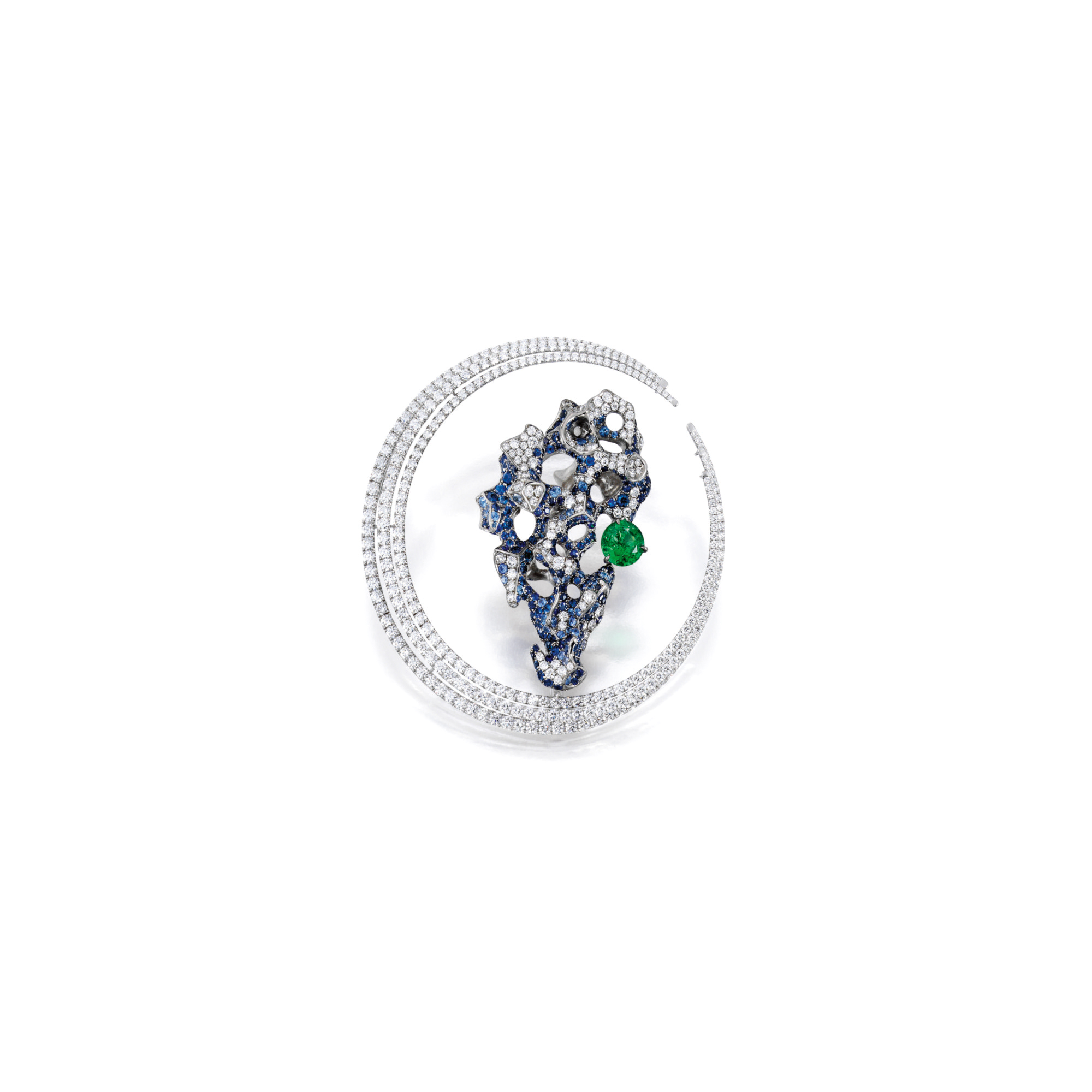 ELSA JIN | EMERALD, SAPPHIRE AND DIAMOND BROOCH Elsa Jin | 祖母綠 配 藍寶石 及 ...