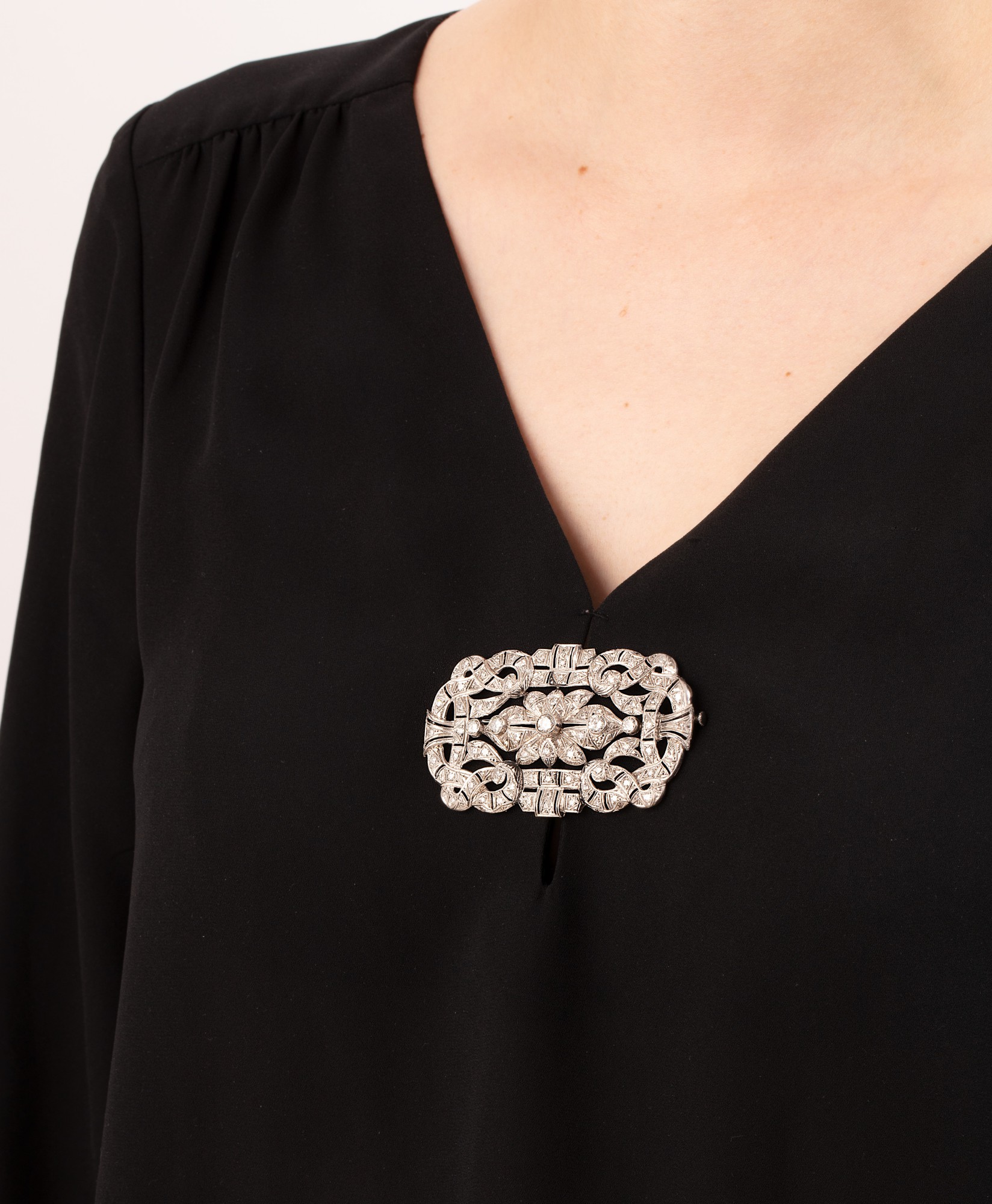 BROCHE DIAMANTS | DIAMOND BROOCH | Fine Jewels | 2020 | Sotheby's